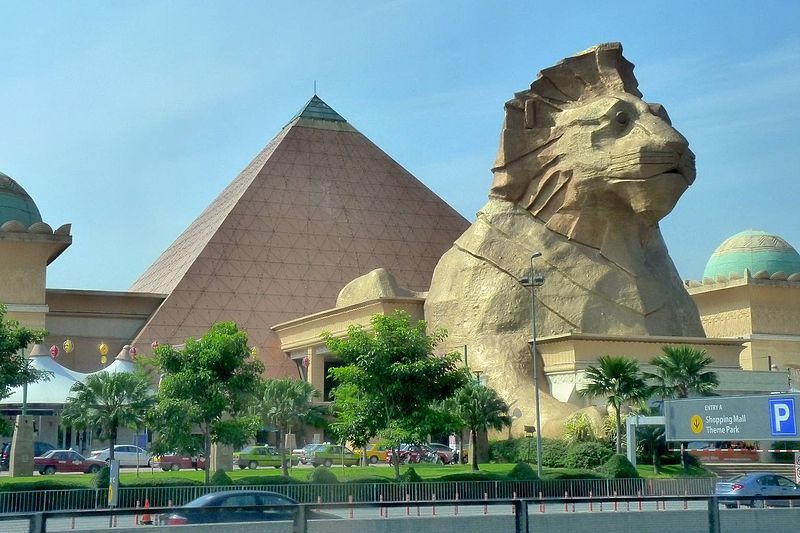 Gallery of 10 Contemporary Buildings Inspired by the Egyptian Pyramid ...