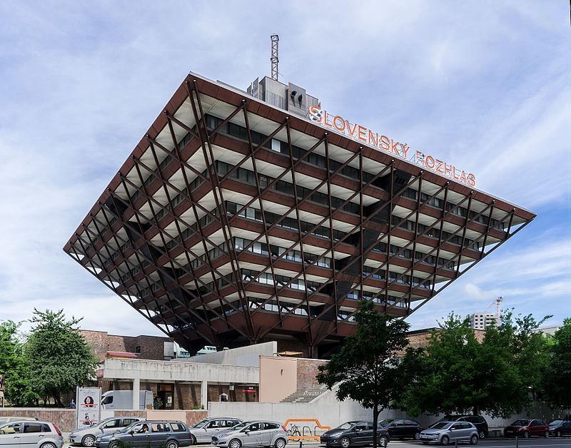 Gallery of 10 Contemporary Buildings Inspired by the Egyptian Pyramid ...