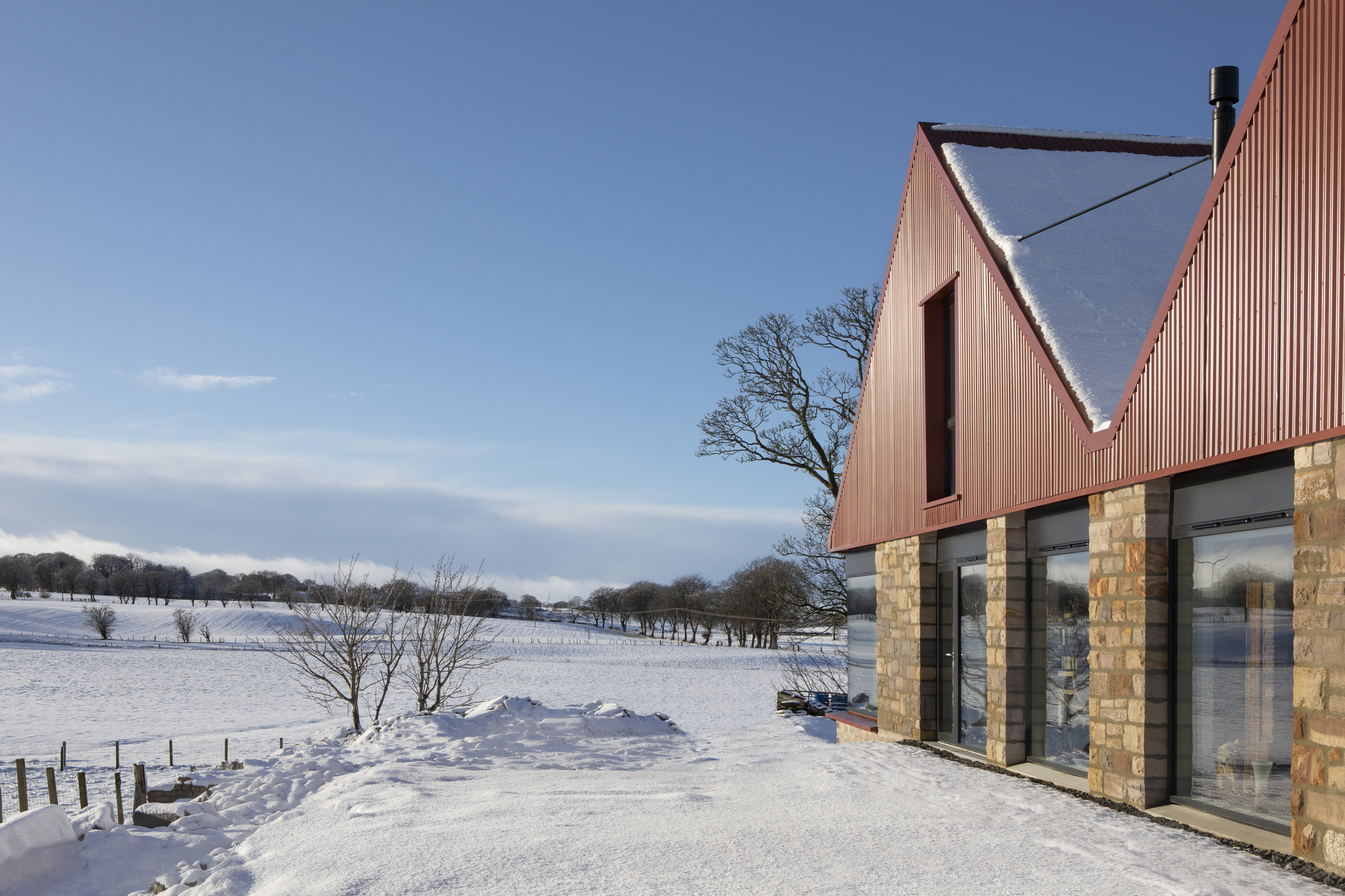 Gallery of Ceangal House / Loader Monteith - 8