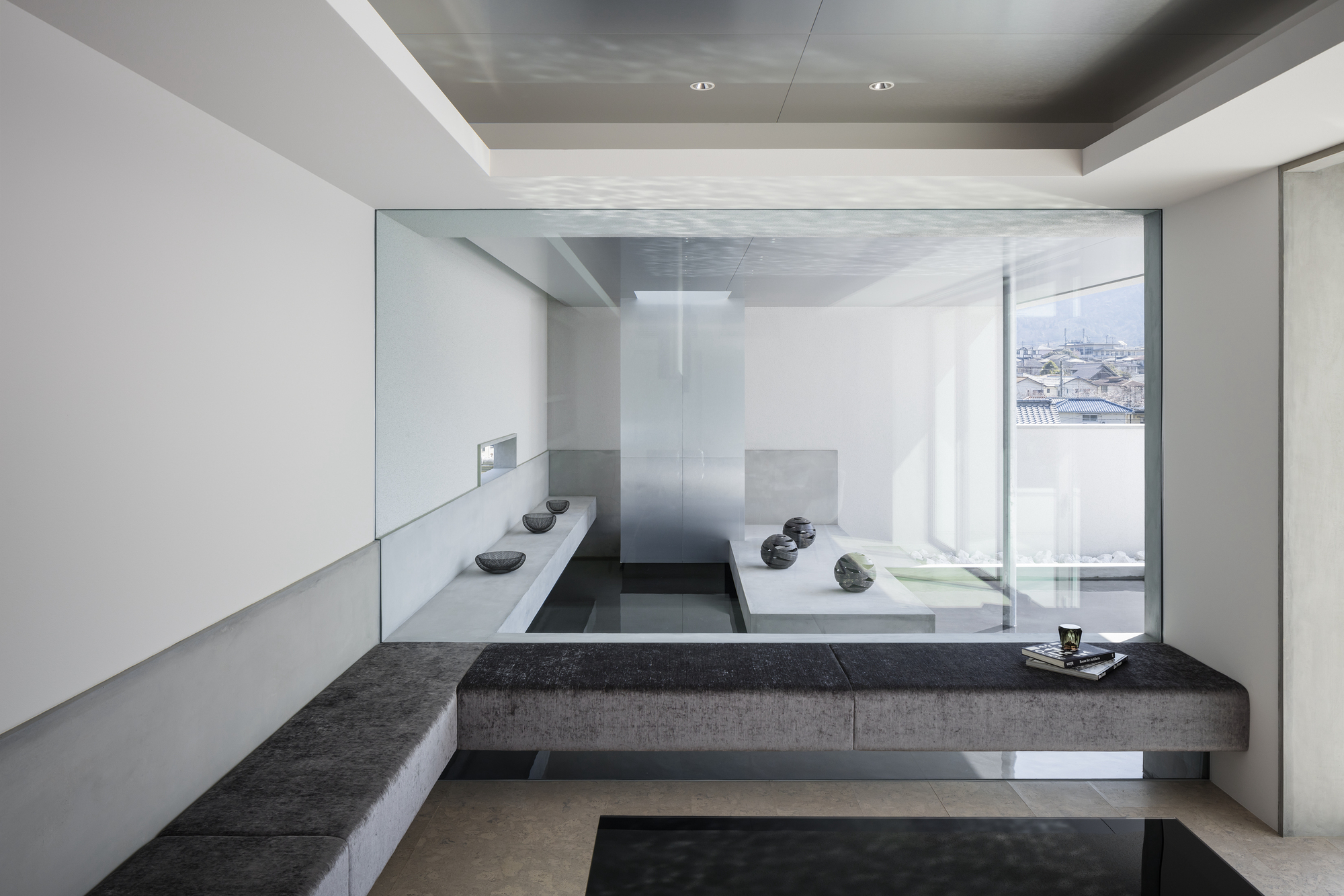 Gallery of Hilltop House / FORM | Kouichi Kimura Architects - 12