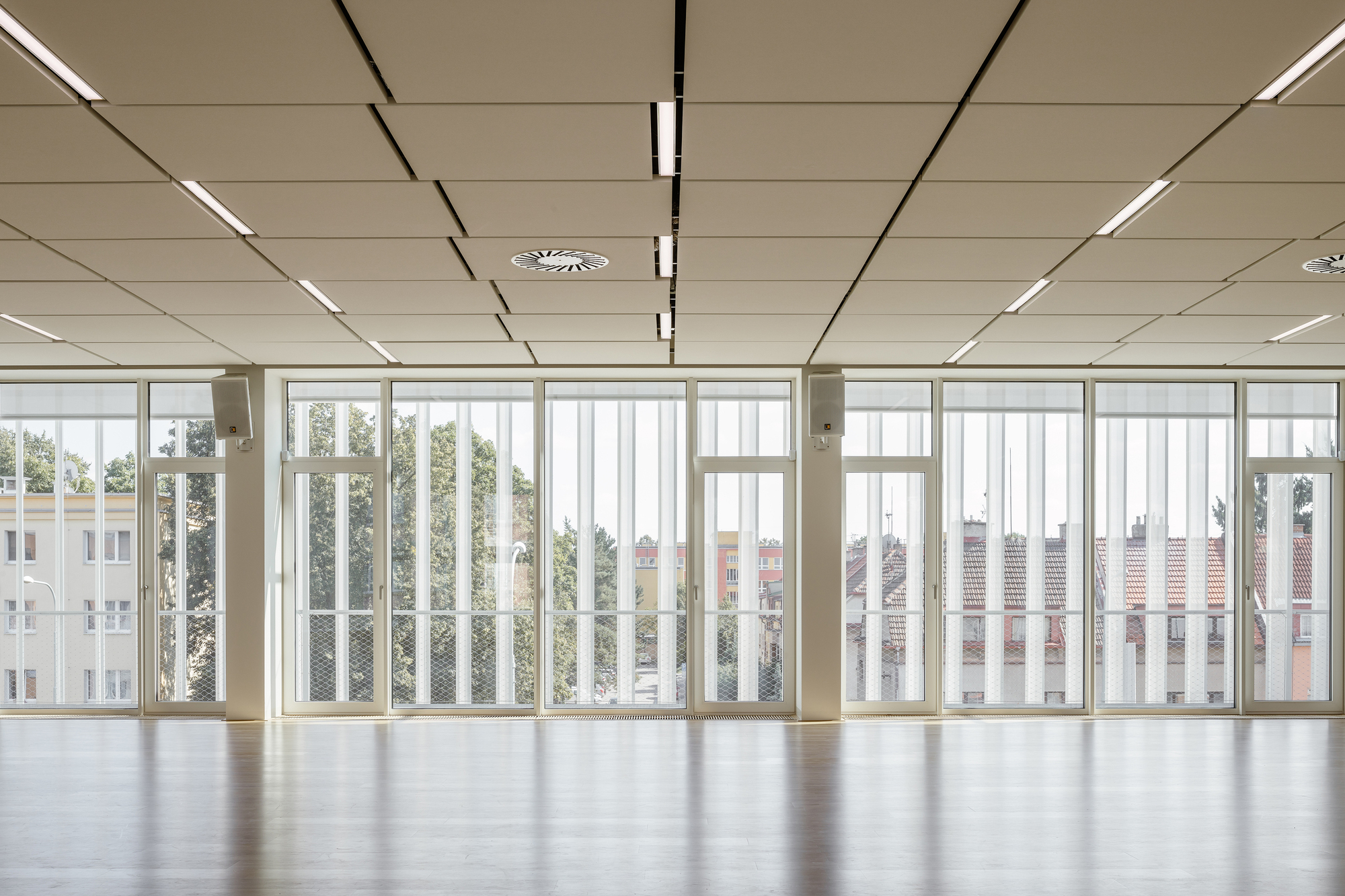 Gallery of Polyfunctional Building Petřiny82 / Lucie Němcová - 16