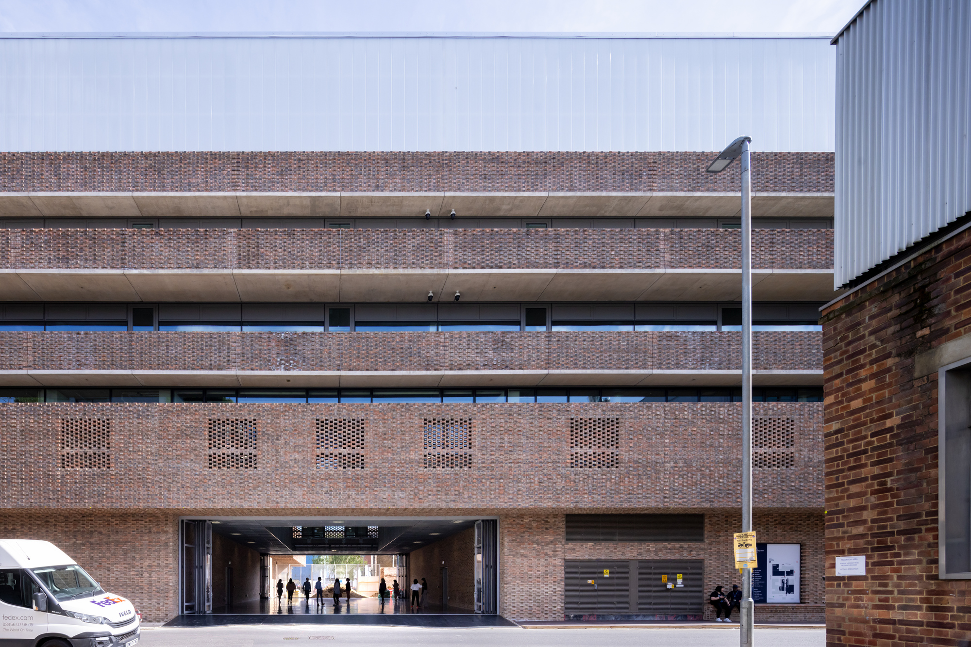 Gallery of Royal College of Art / Herzog & de Meuron - 6