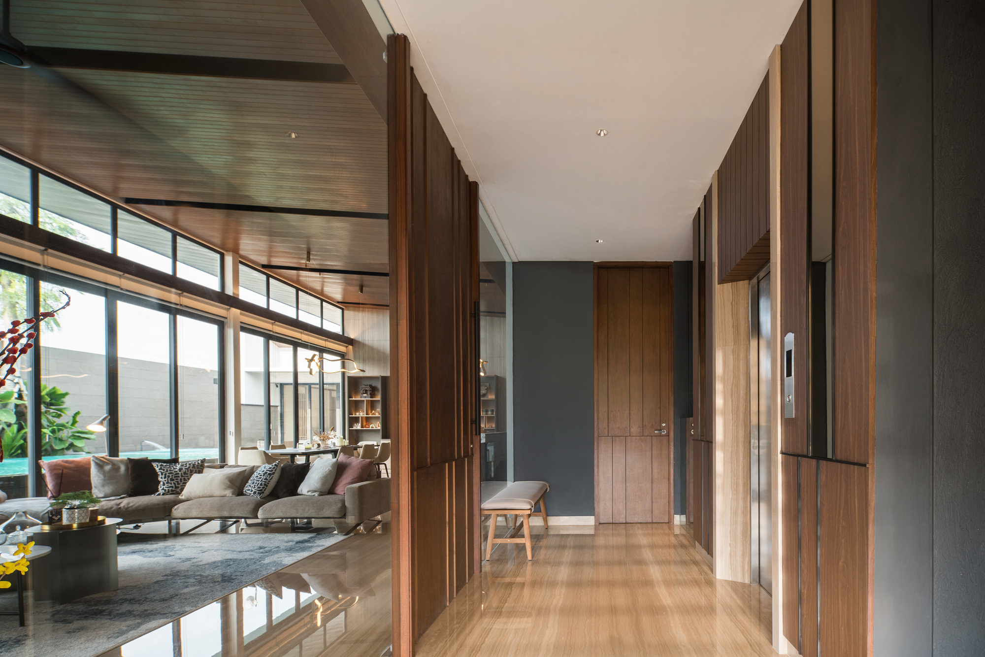 Gallery of The Upper House / HYJA - 10