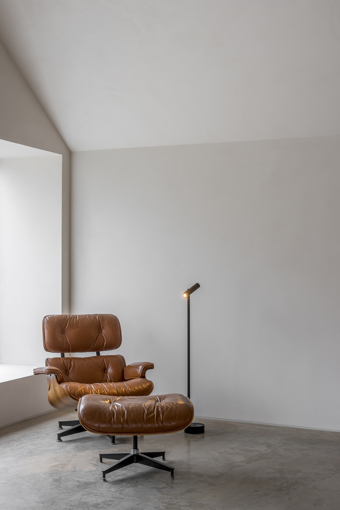 Gallery of New Headquarters of Moróro Outdoor Concepts / Minus Interior ...