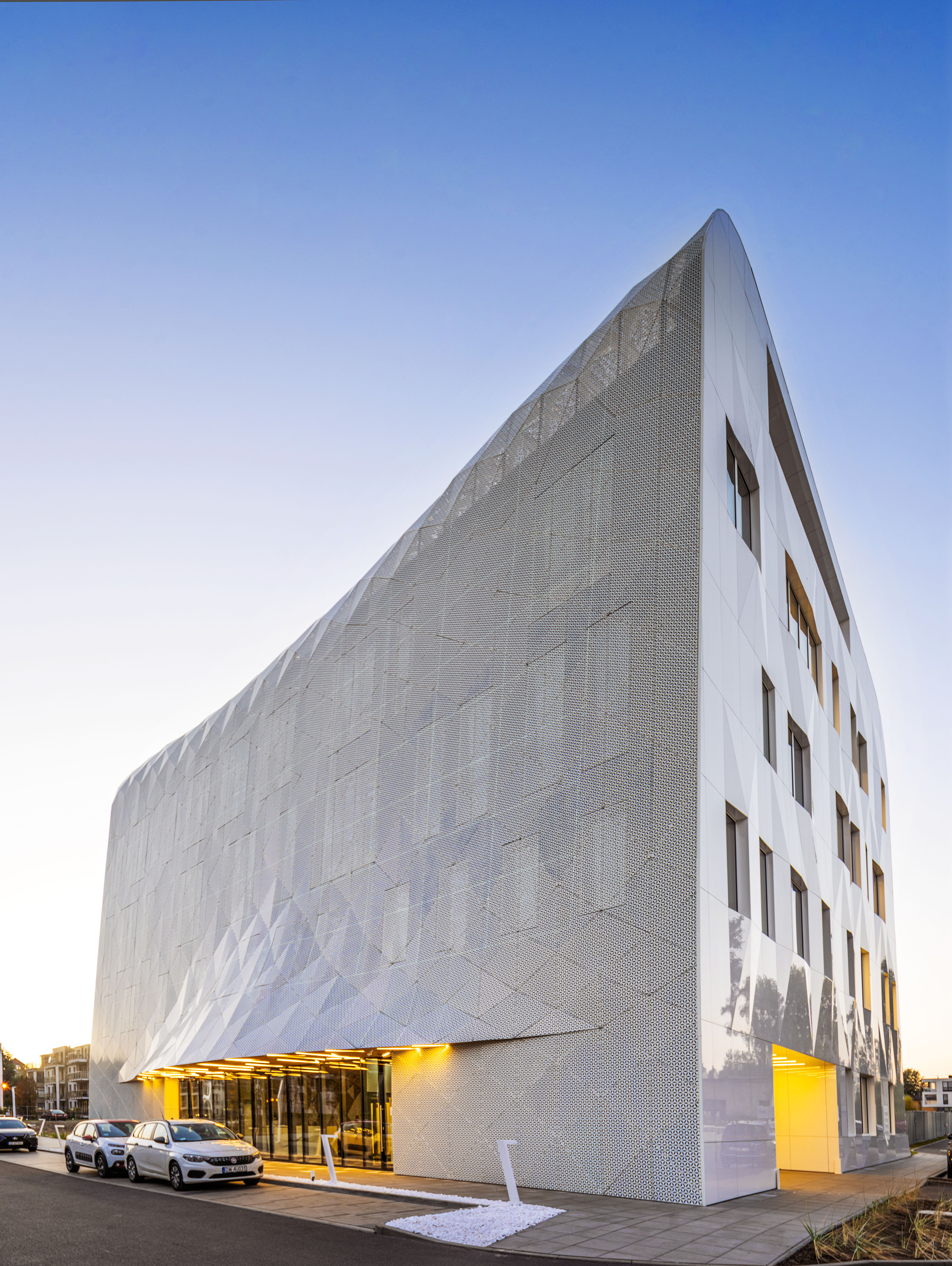 Gallery of Wave One Research Center / FAAB - 26