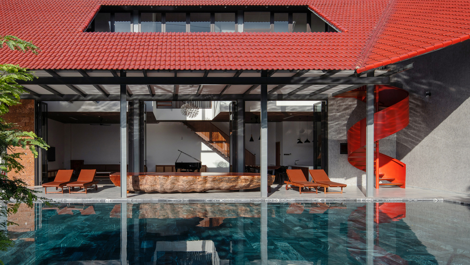 Gallery of Architecture and Color: Explore 15 Projects that Feature ...