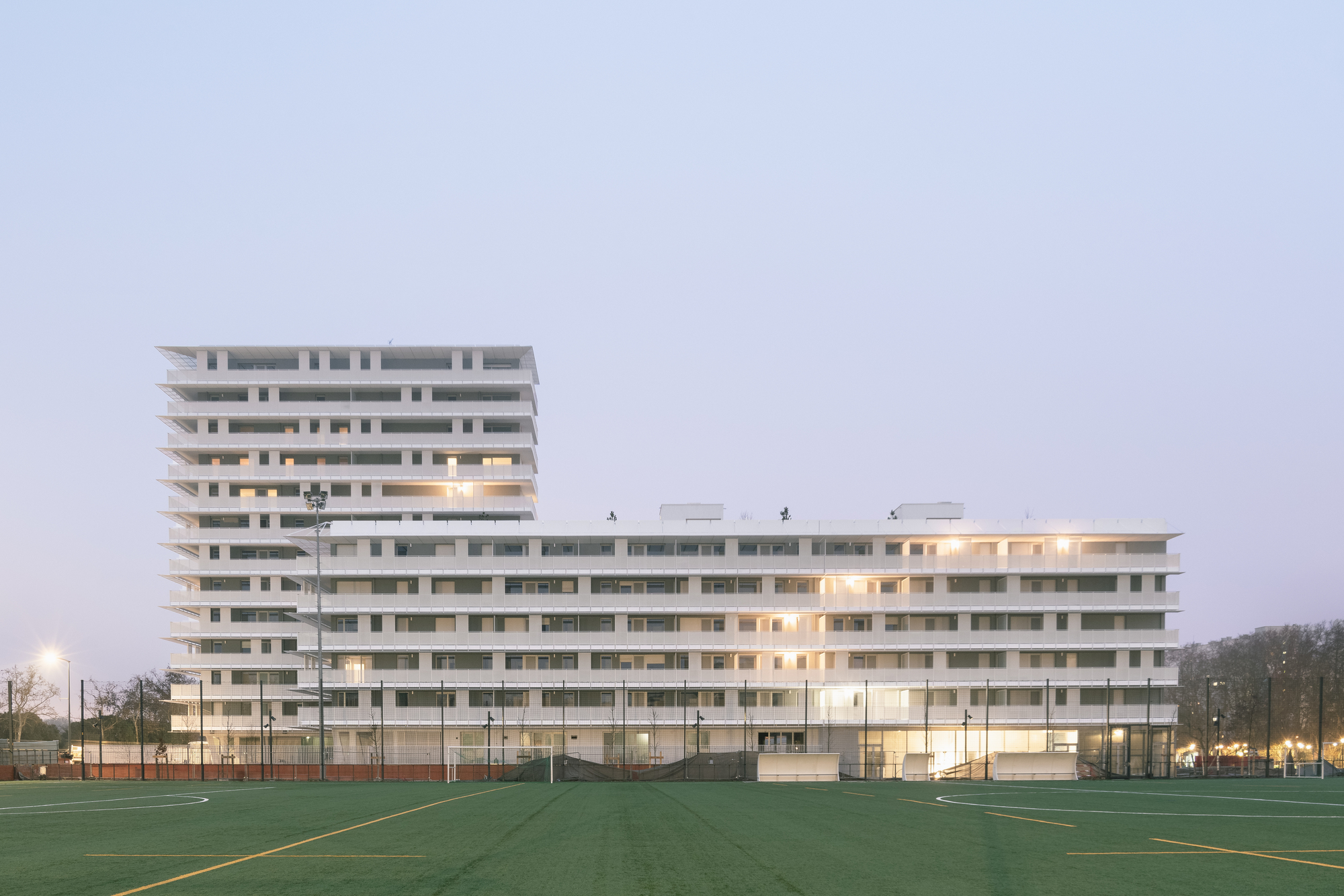 Gallery of 110 Housing Units / CoBe Architecture & Paysage - 2