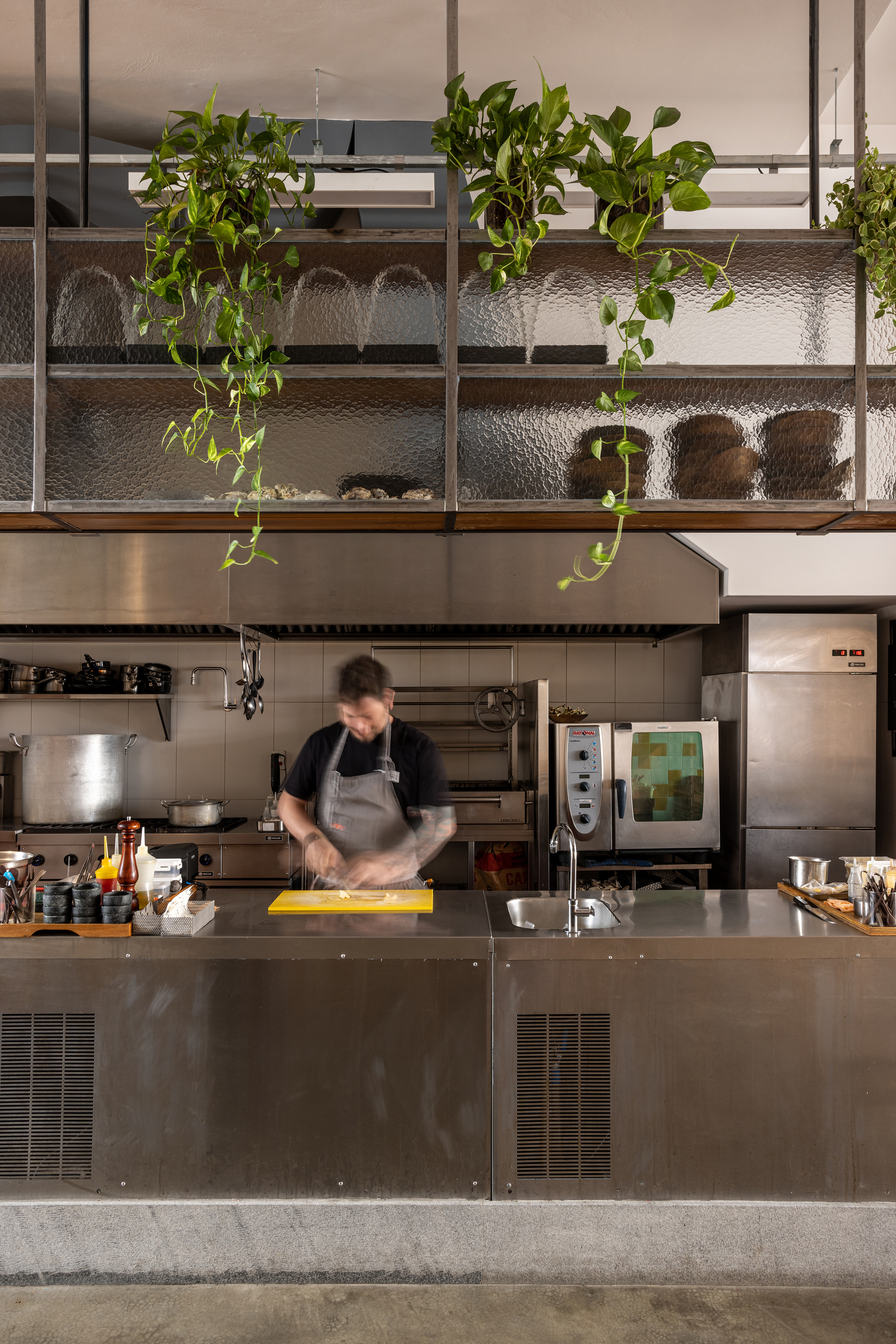Gallery of De Segunda Restaurant and Bar / Tadu Arquitetura - 8