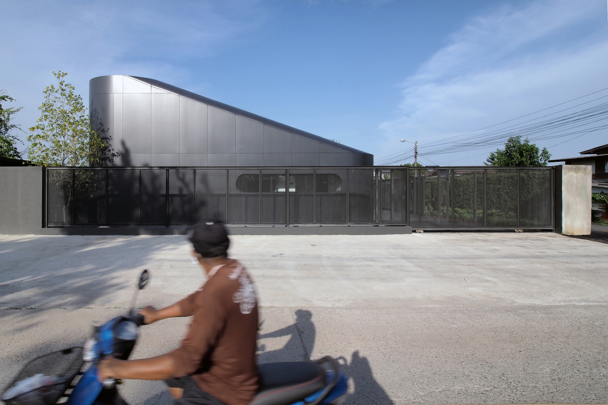 Gallery of Seven Lakes Office / ASWA - 8