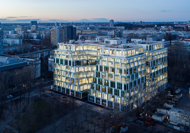 Gallery of Building Blocks: Rethinking the Facade in Berlin - 8