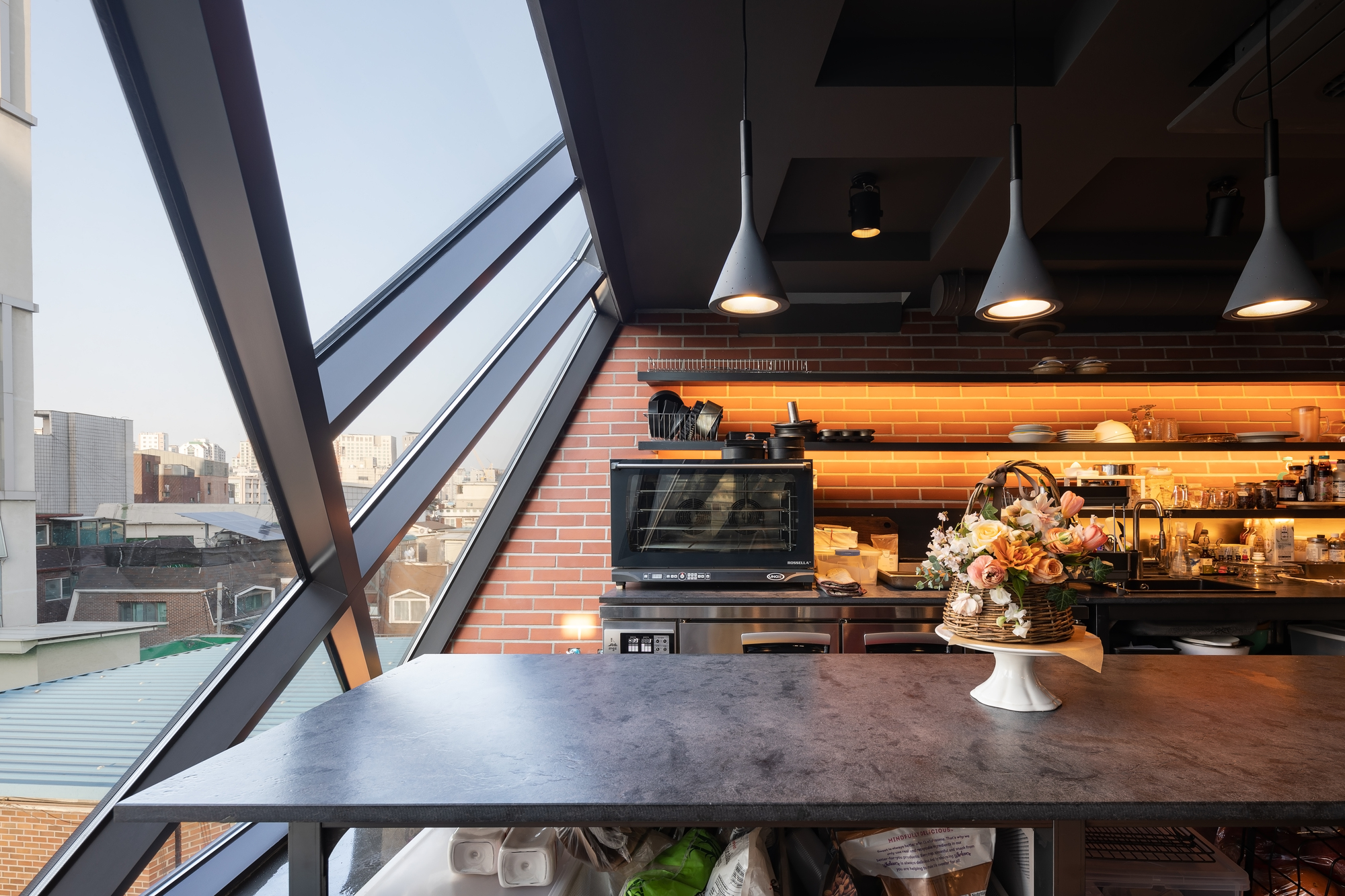 Gallery of Queens Bucket Company Building / Moon Hoon - 13