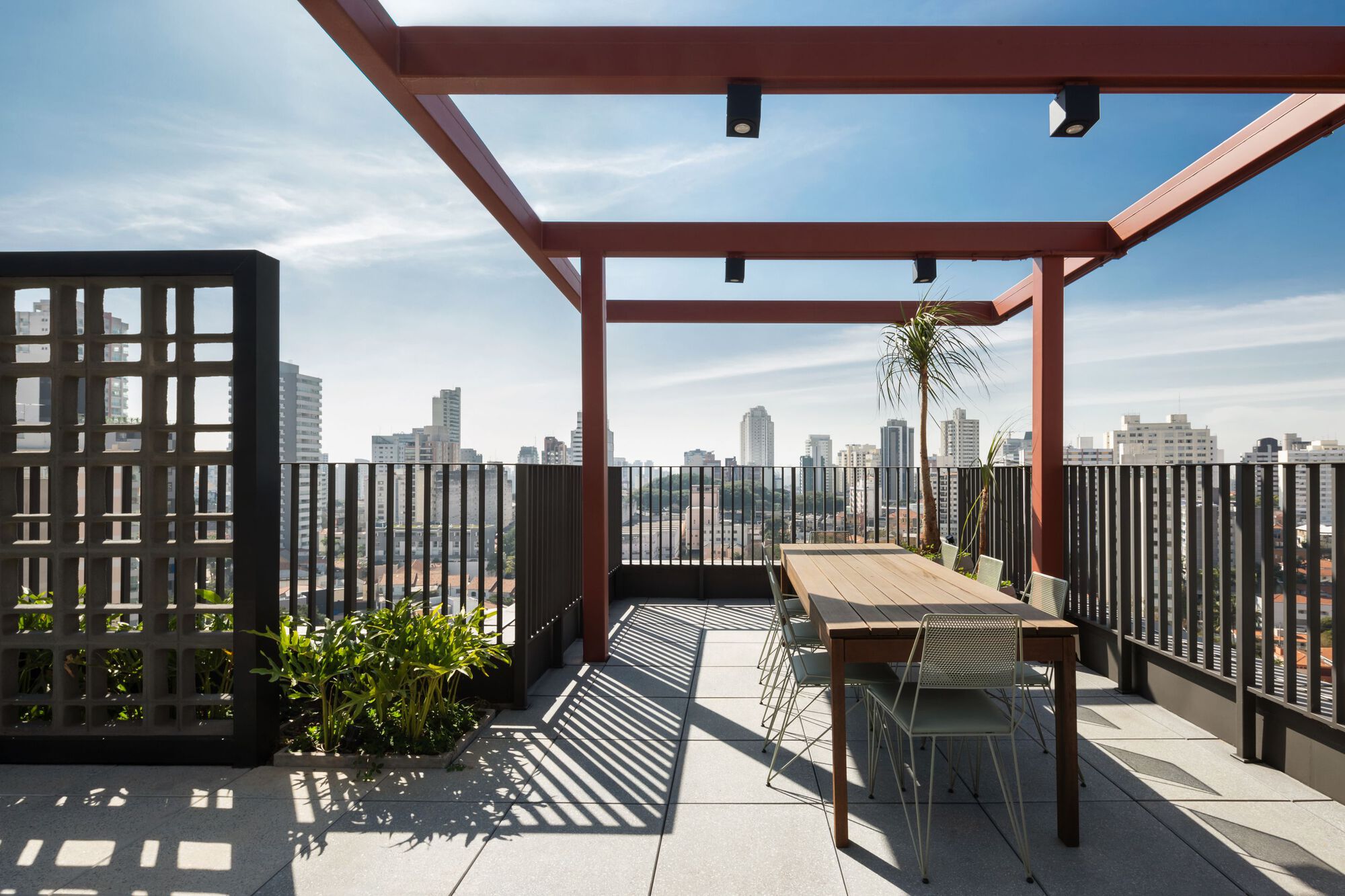 Gallery of Urbic Vila Mariana Residential Building / Ide Studio ...