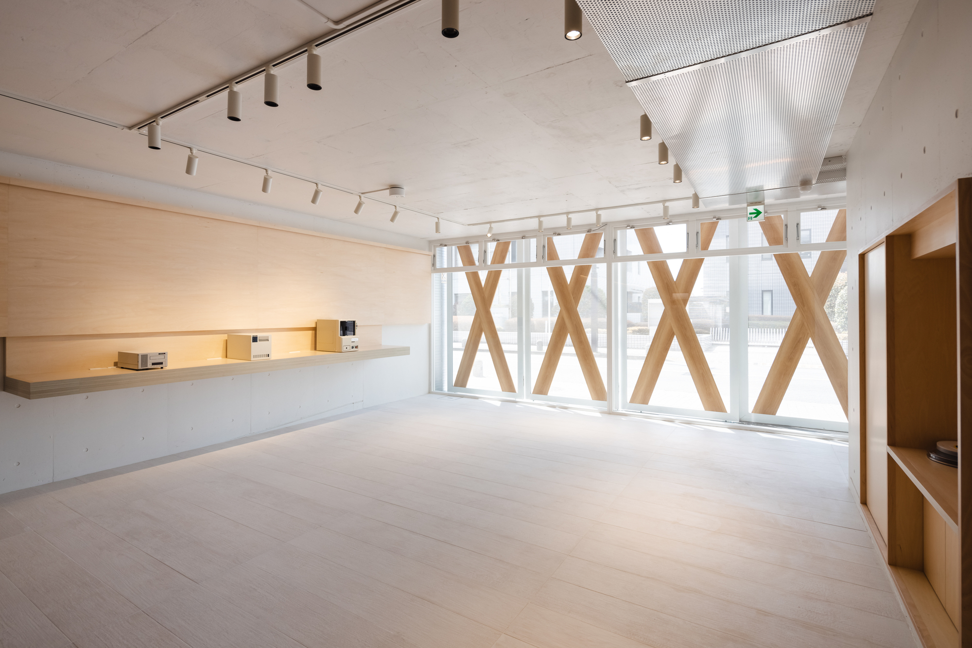 Gallery of X Office Building / T2P Architects Office - 11