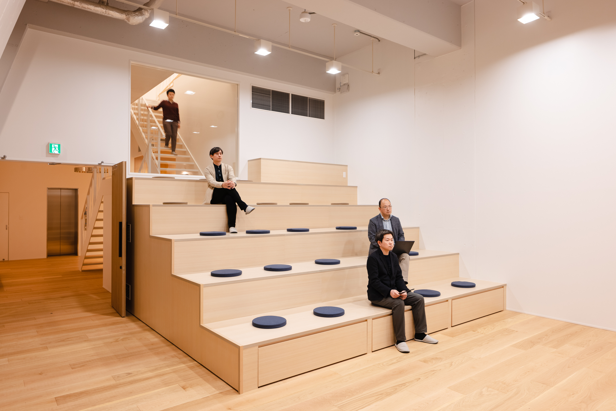 Gallery of X Office Building / T2P Architects Office - 15