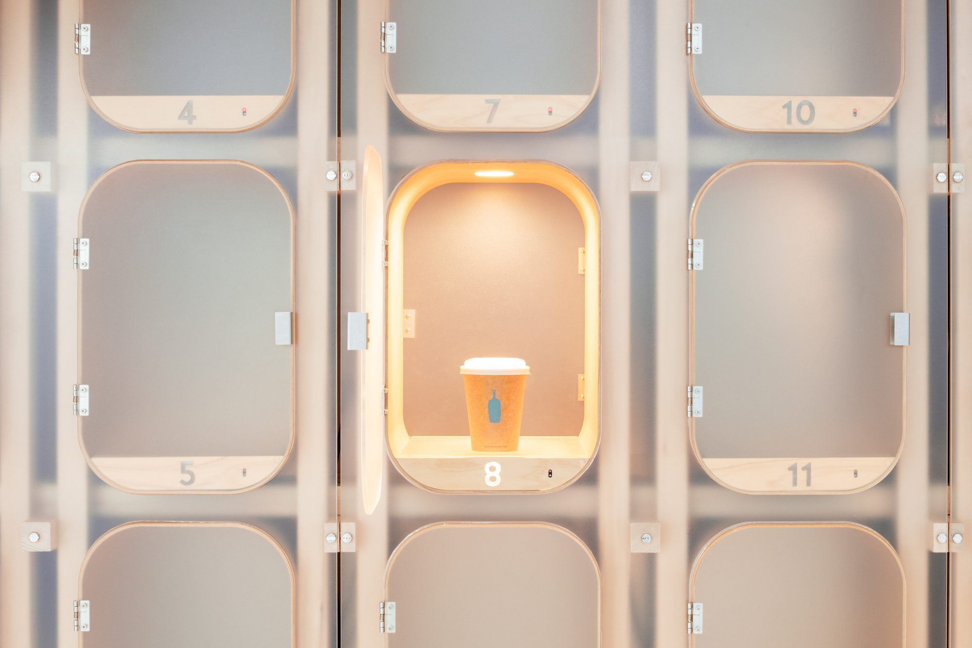 Gallery of BLUE BOTTLE COFFEE Pop Up Cafe Shibuya / Schemata Architects ...