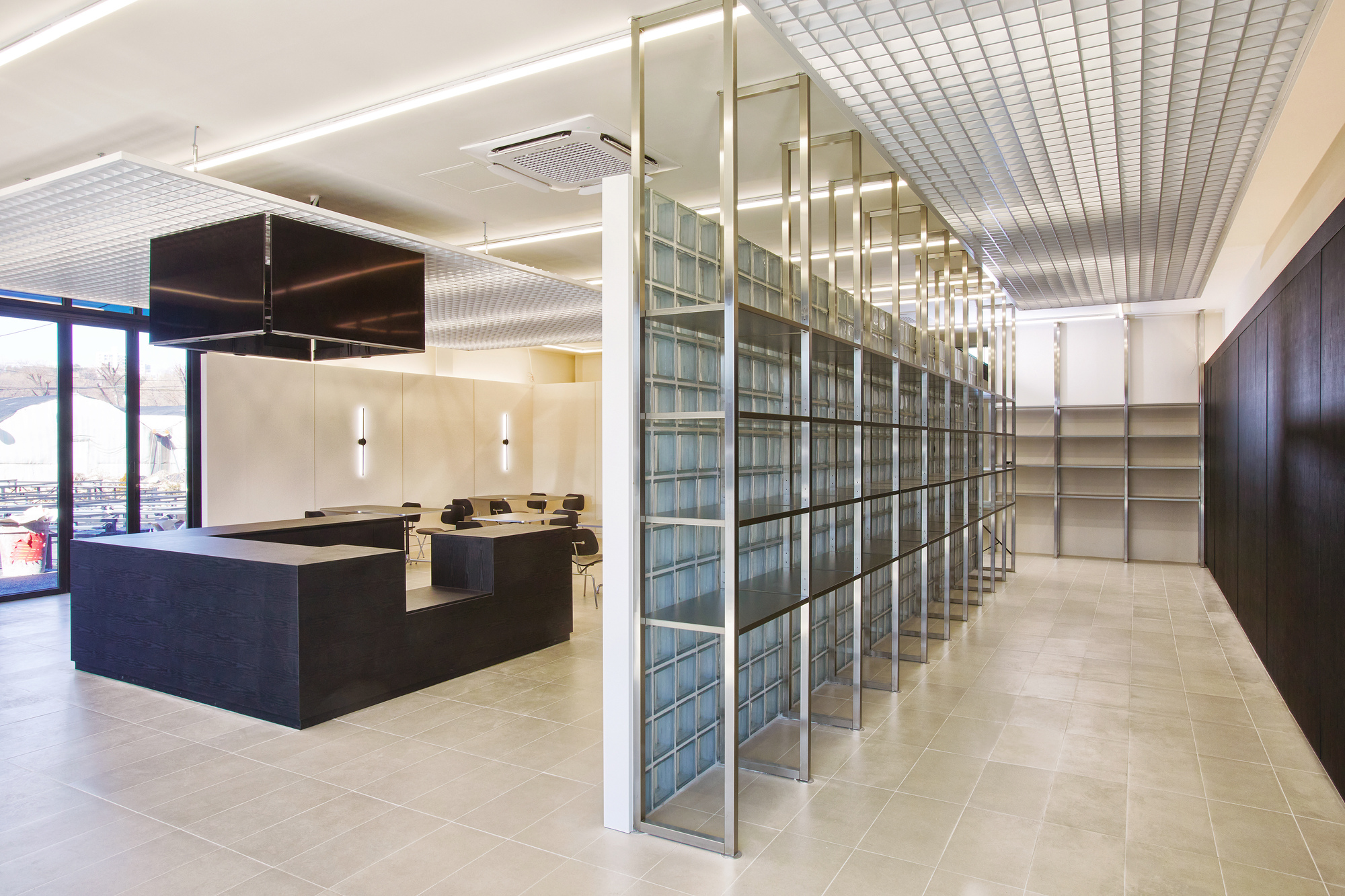 Gallery of Wash Zone Cafe / FRATT Design Studio - 8