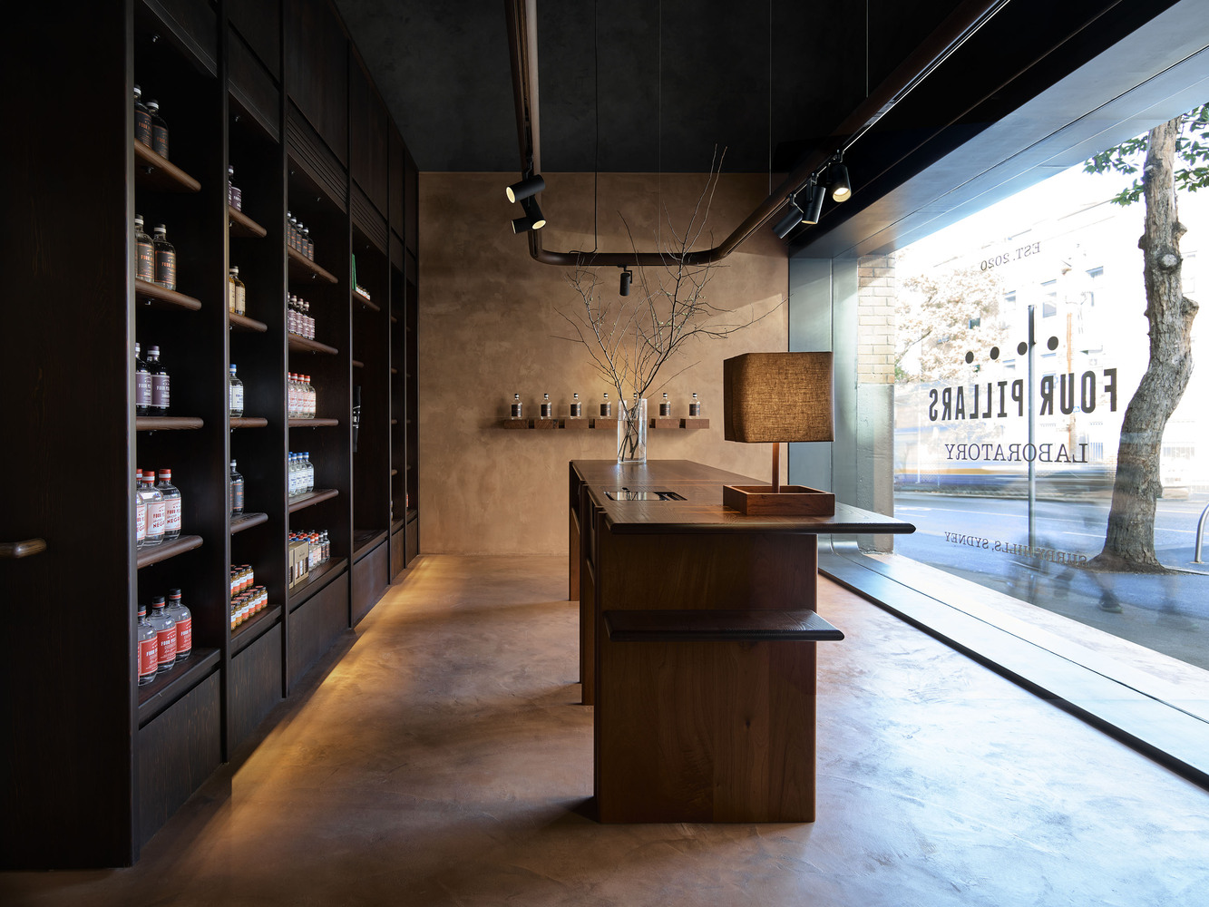 Gallery of Four Pillars Laboratory Gin Shop / YSG.STUDIO - 6