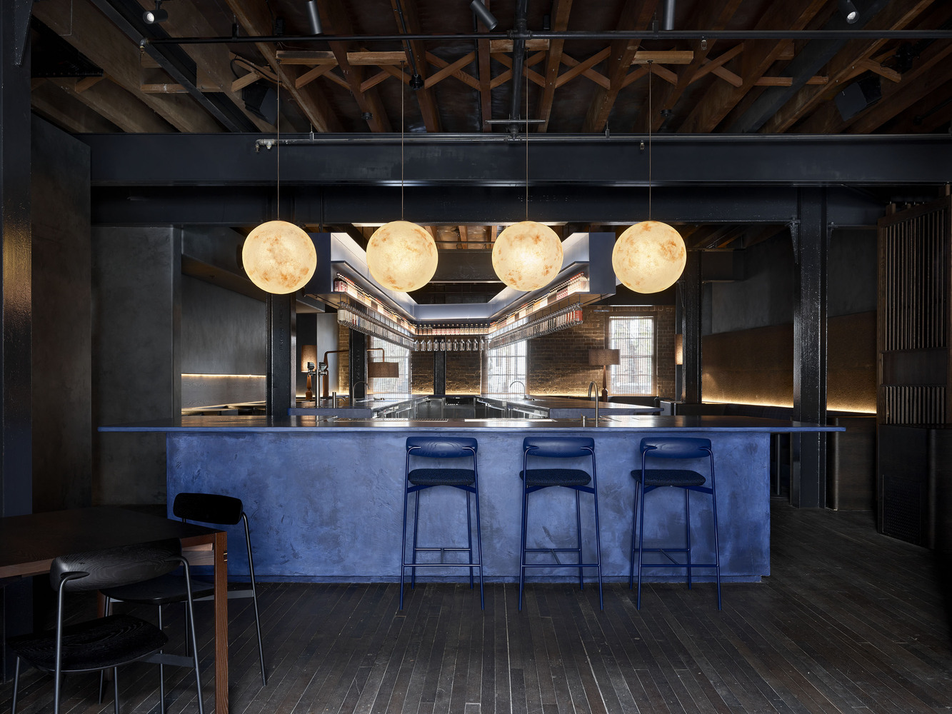 Gallery of Four Pillars Laboratory Gin Shop / YSG.STUDIO - 1