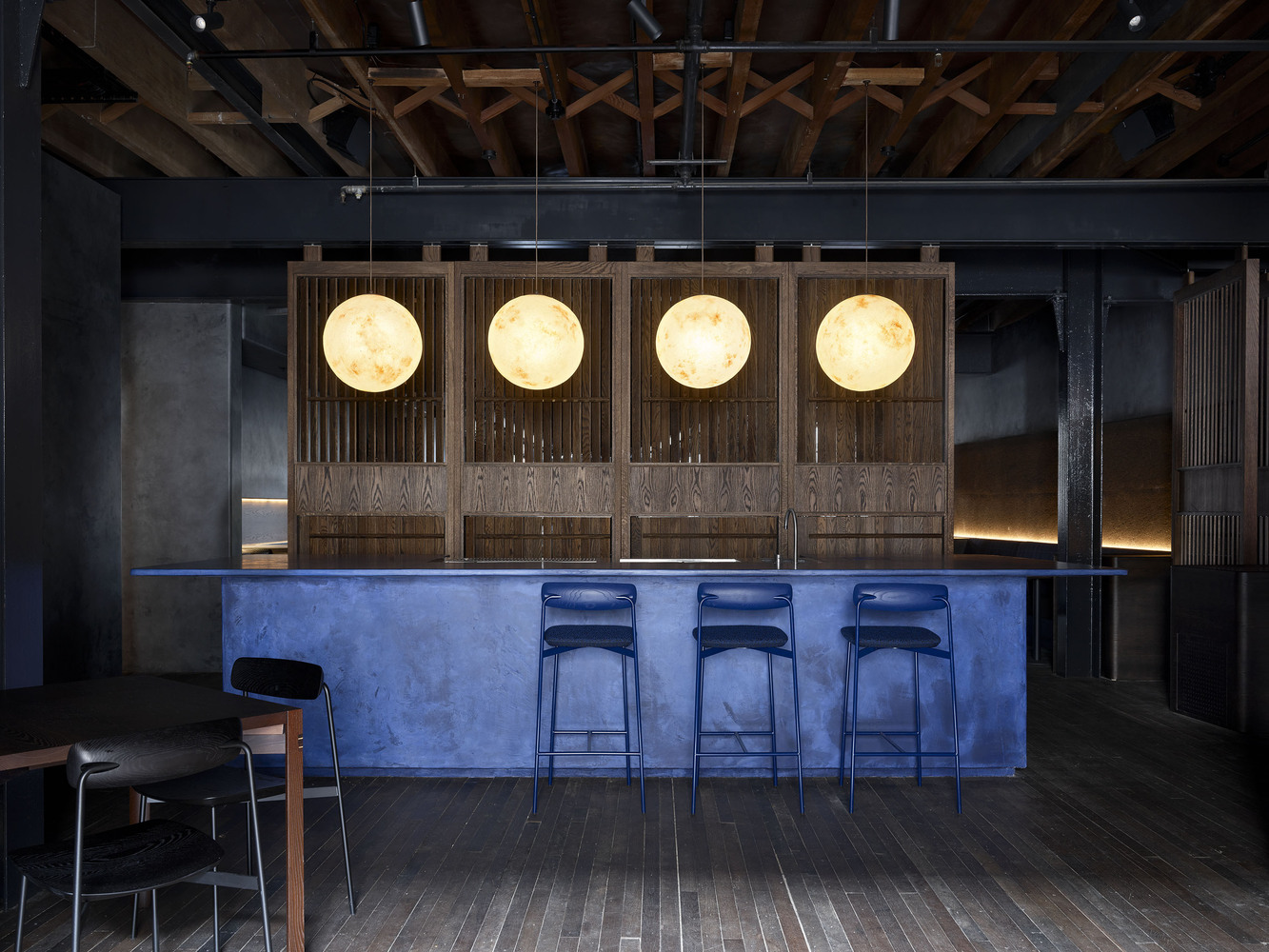Gallery of Four Pillars Laboratory Gin Shop / YSG.STUDIO - 16