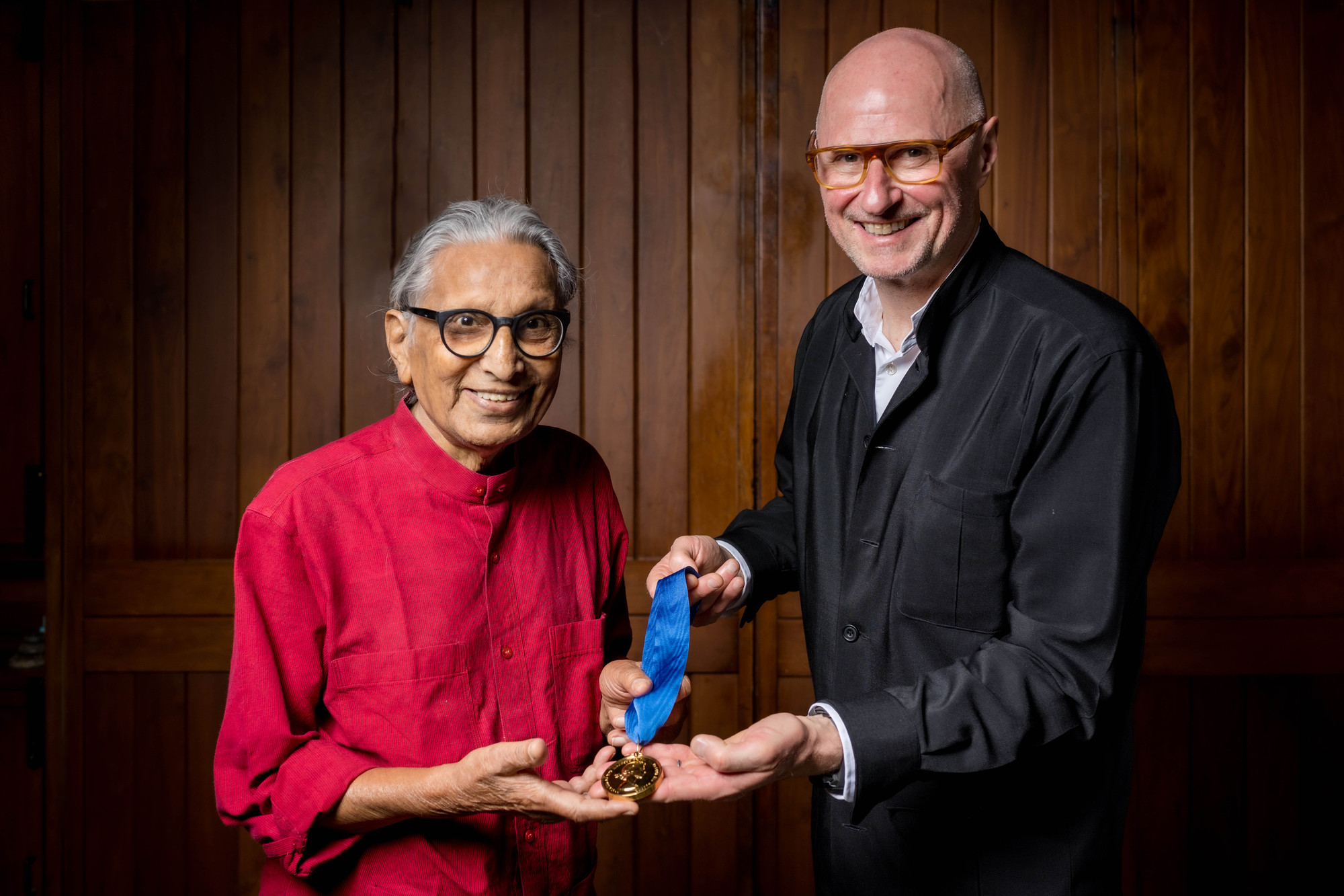 Galería de Balkrishna Doshi recibe la Medalla de Oro Real de ...