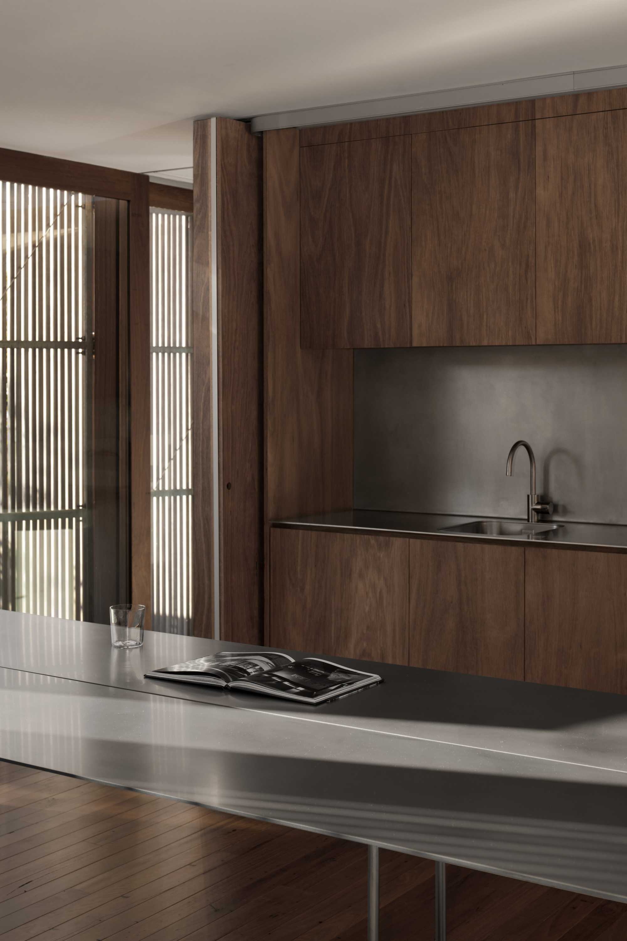 Galeria de Estúdio Jan Juc / Eldridge Anderson Architects - 17