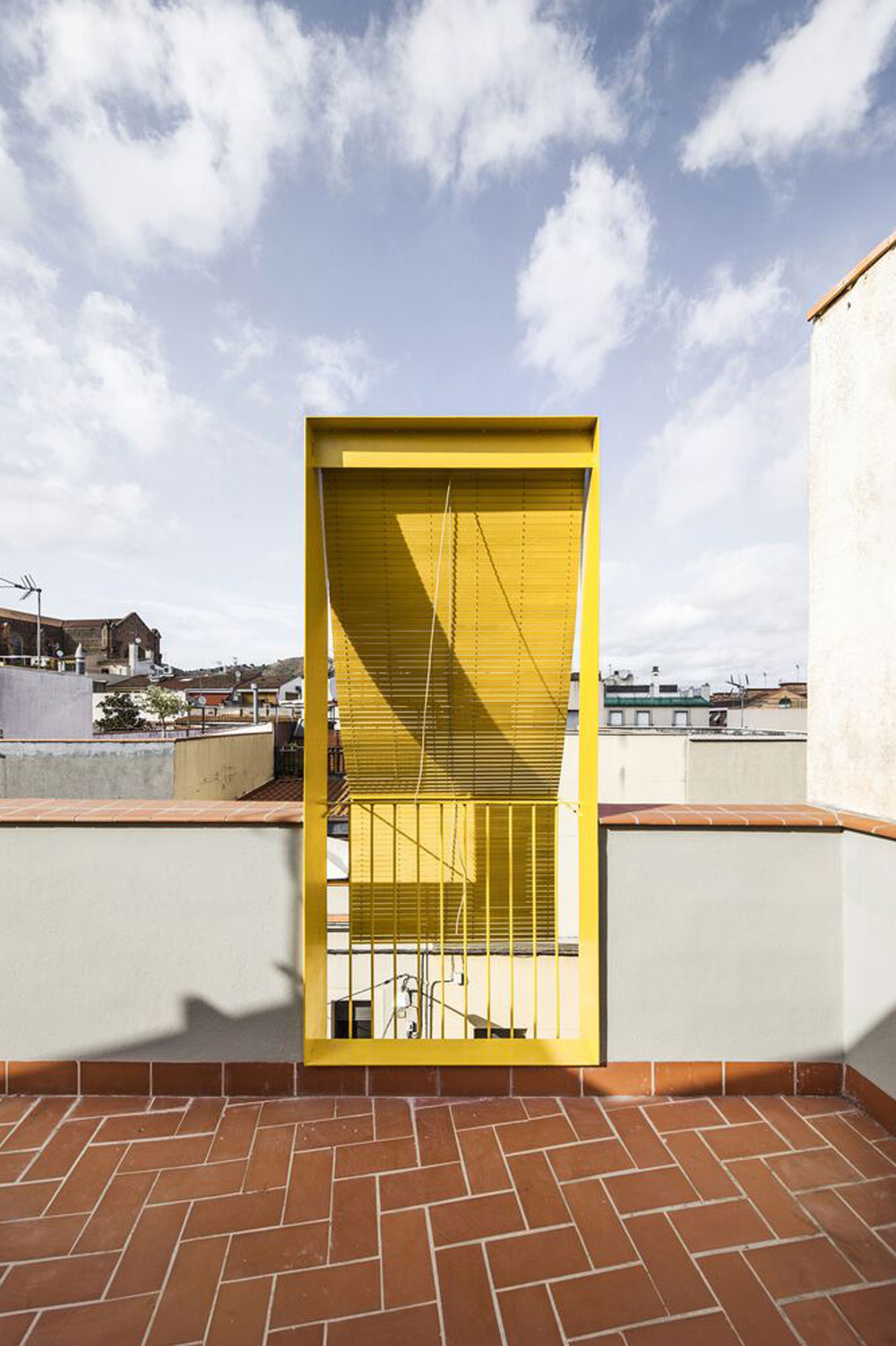 Galería de Balcones en España: Historia y estética en edificios de ...