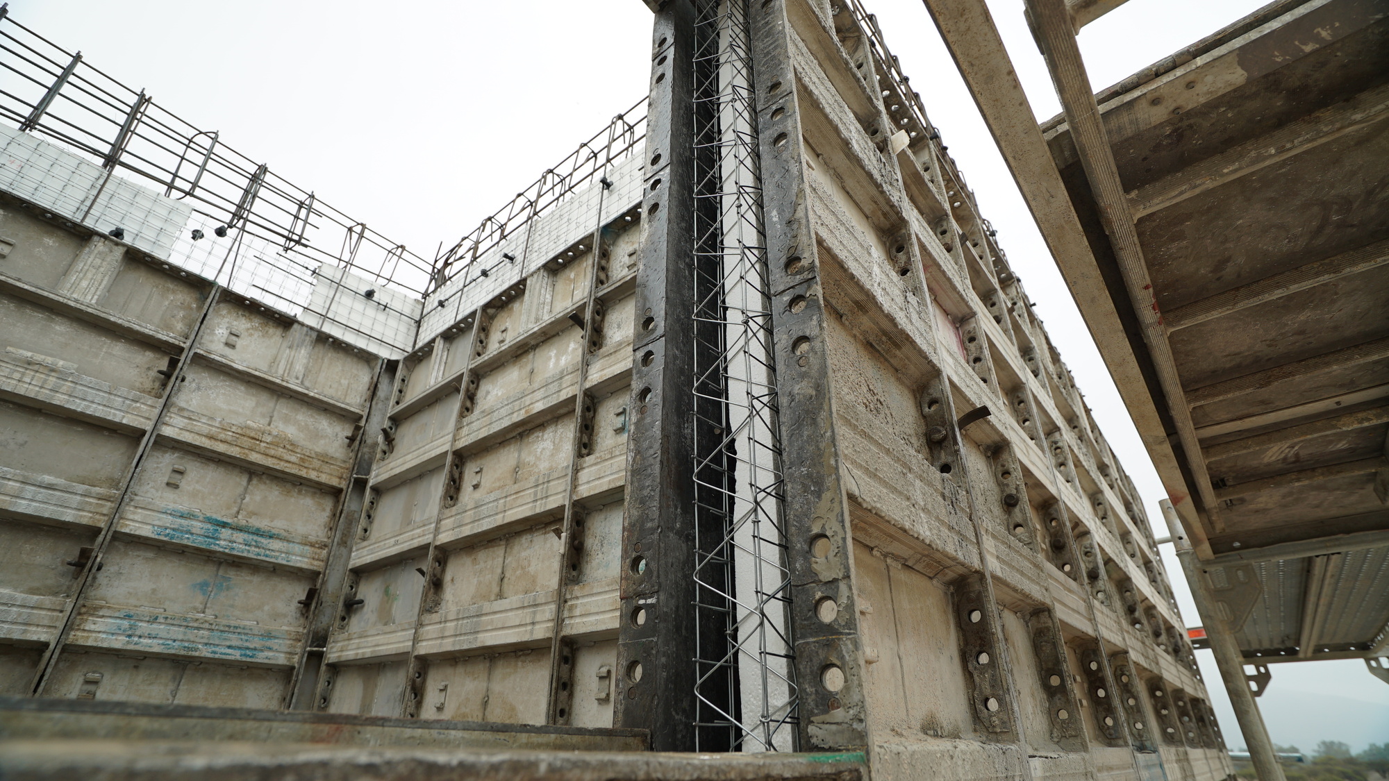 Galería de Paneles estructurales aislantes que garantizan el confort ...