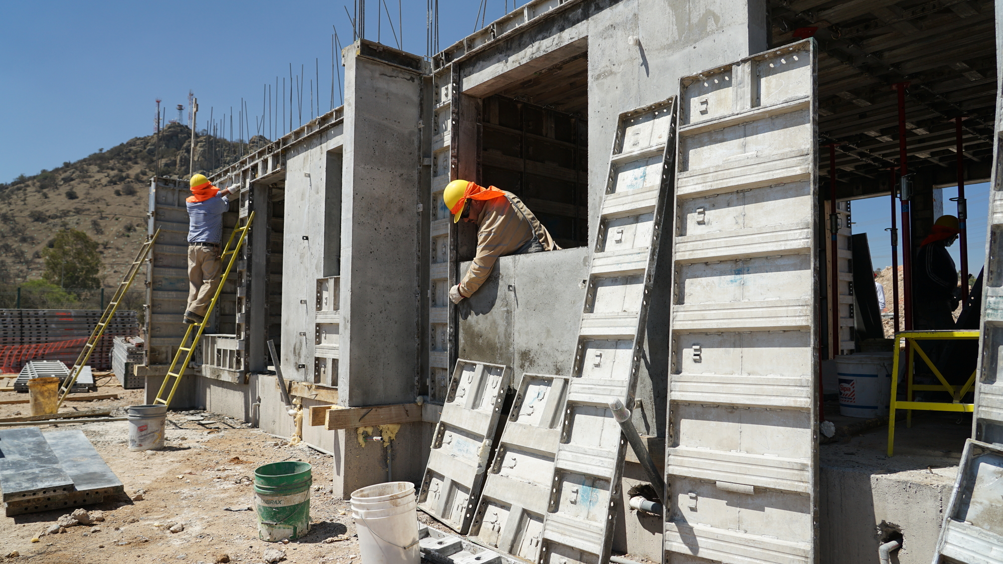 Galería de Paneles estructurales aislantes que garantizan el confort ...