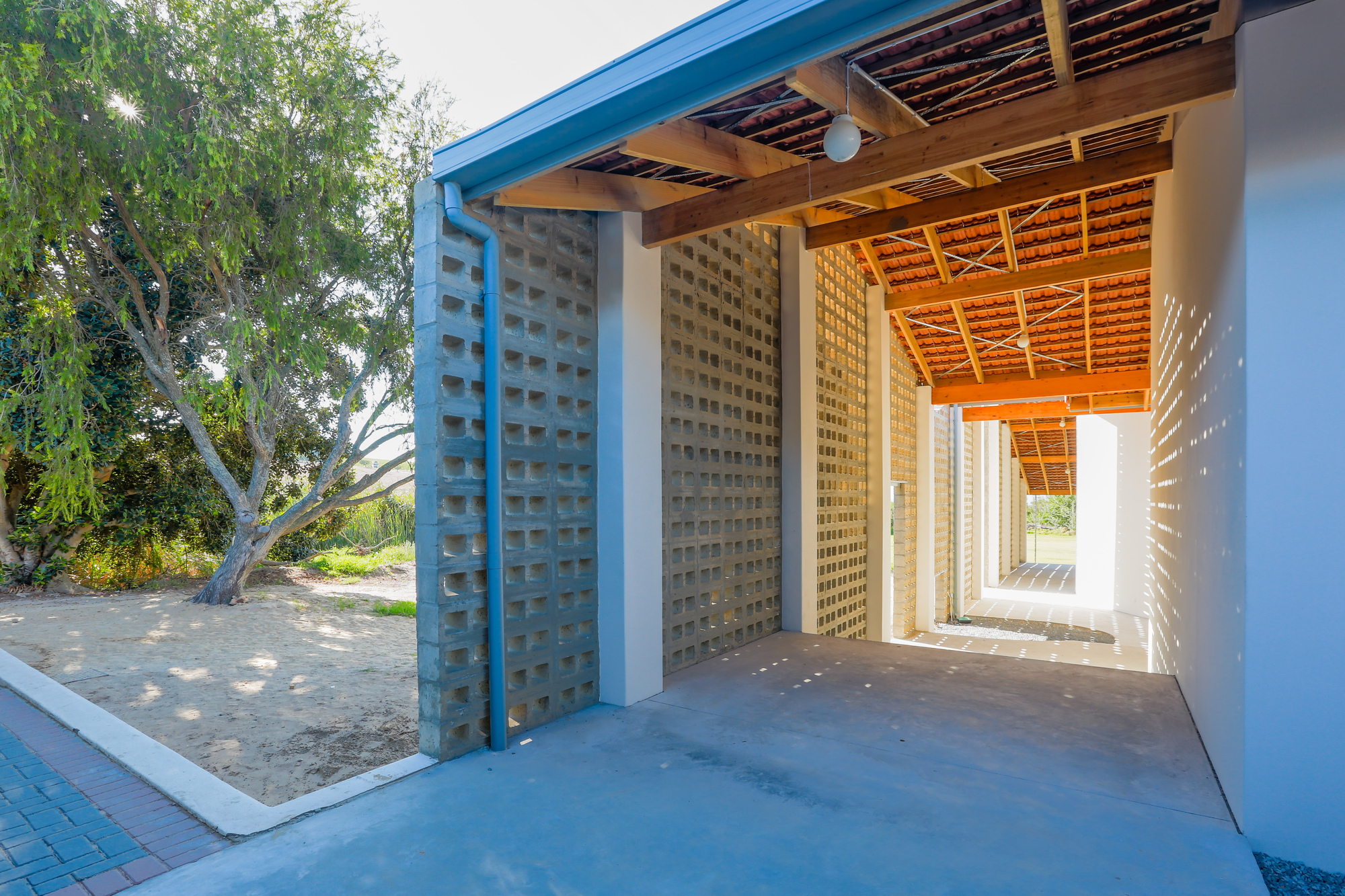 Galeria de Escola Calling Academy / SALT Architects - 17