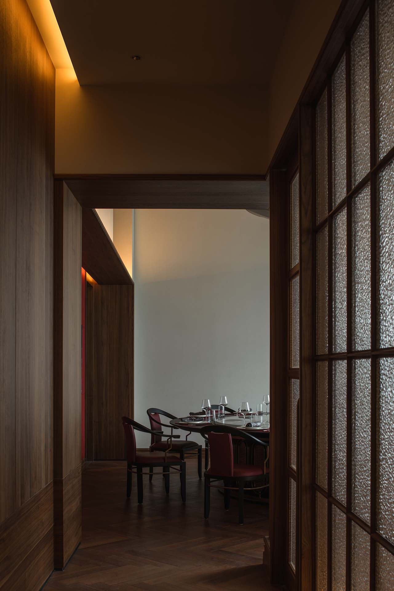 Gallery of Republic No. 1 / DCD DESIGN - 26