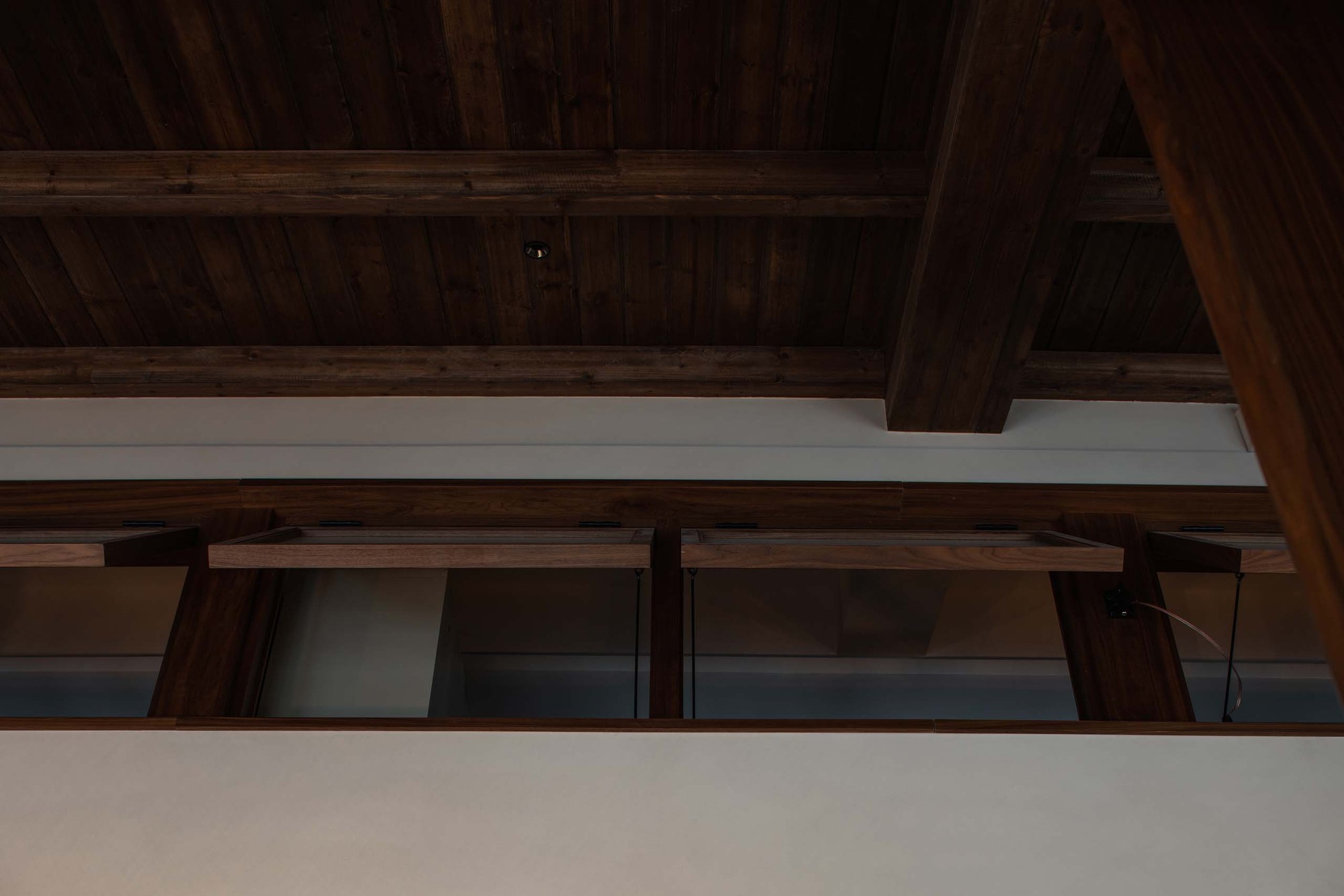 Gallery of Republic No. 1 / DCD DESIGN - 28