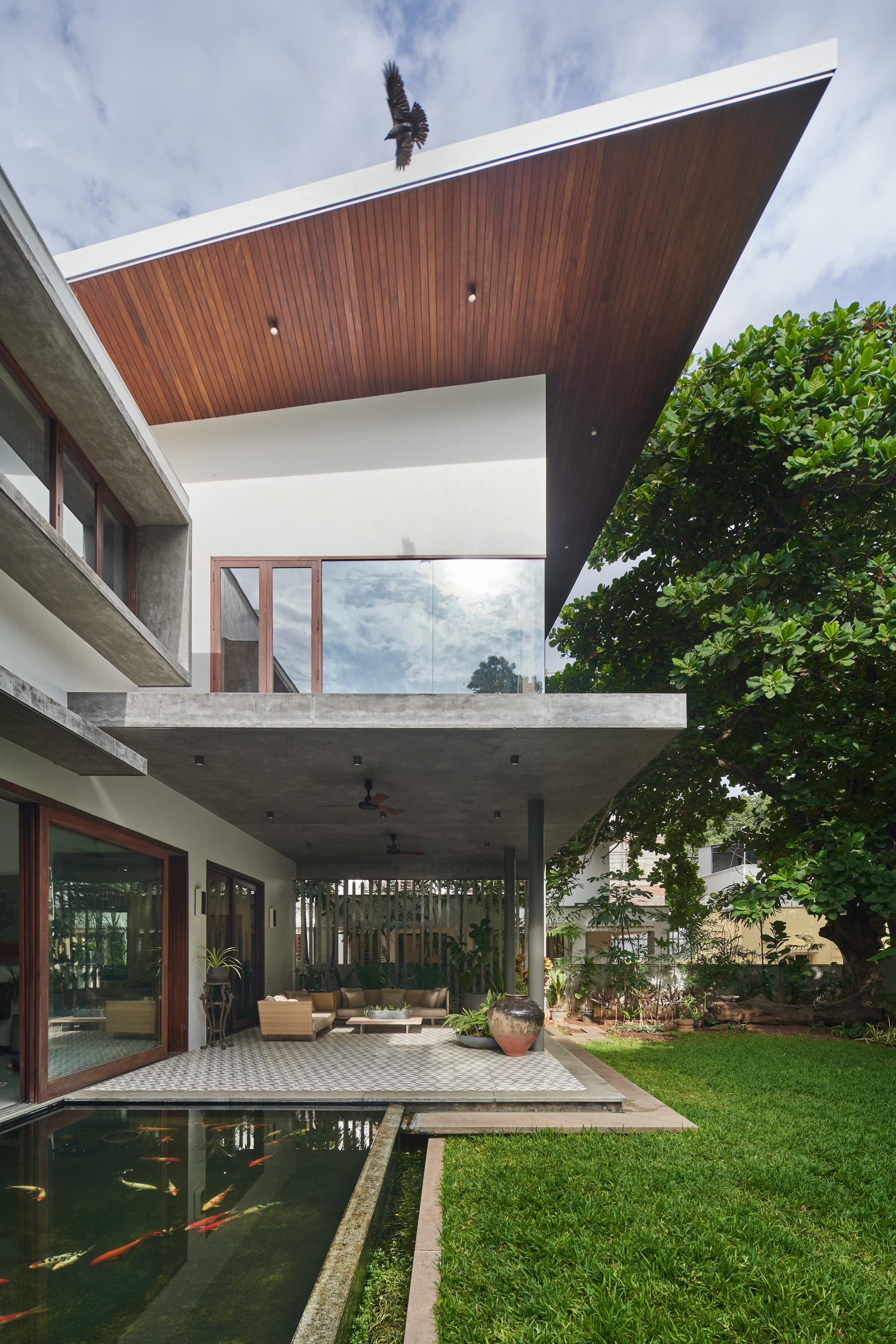 Gallery of Raintree House / Khosla Associates - 9