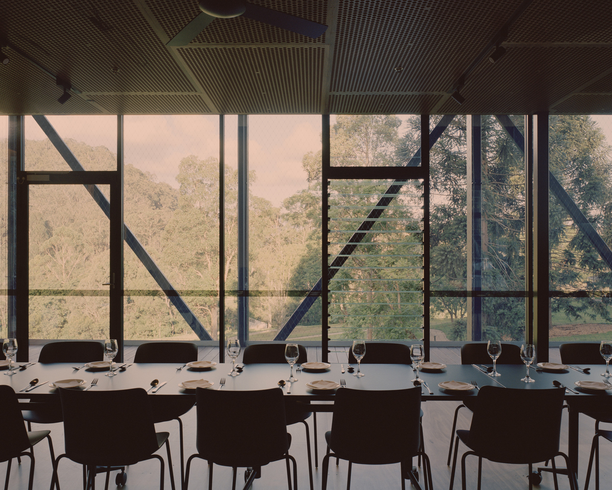 Gallery of Bundanon Art Museum & Bridge / Kerstin Thompson Architects - 24
