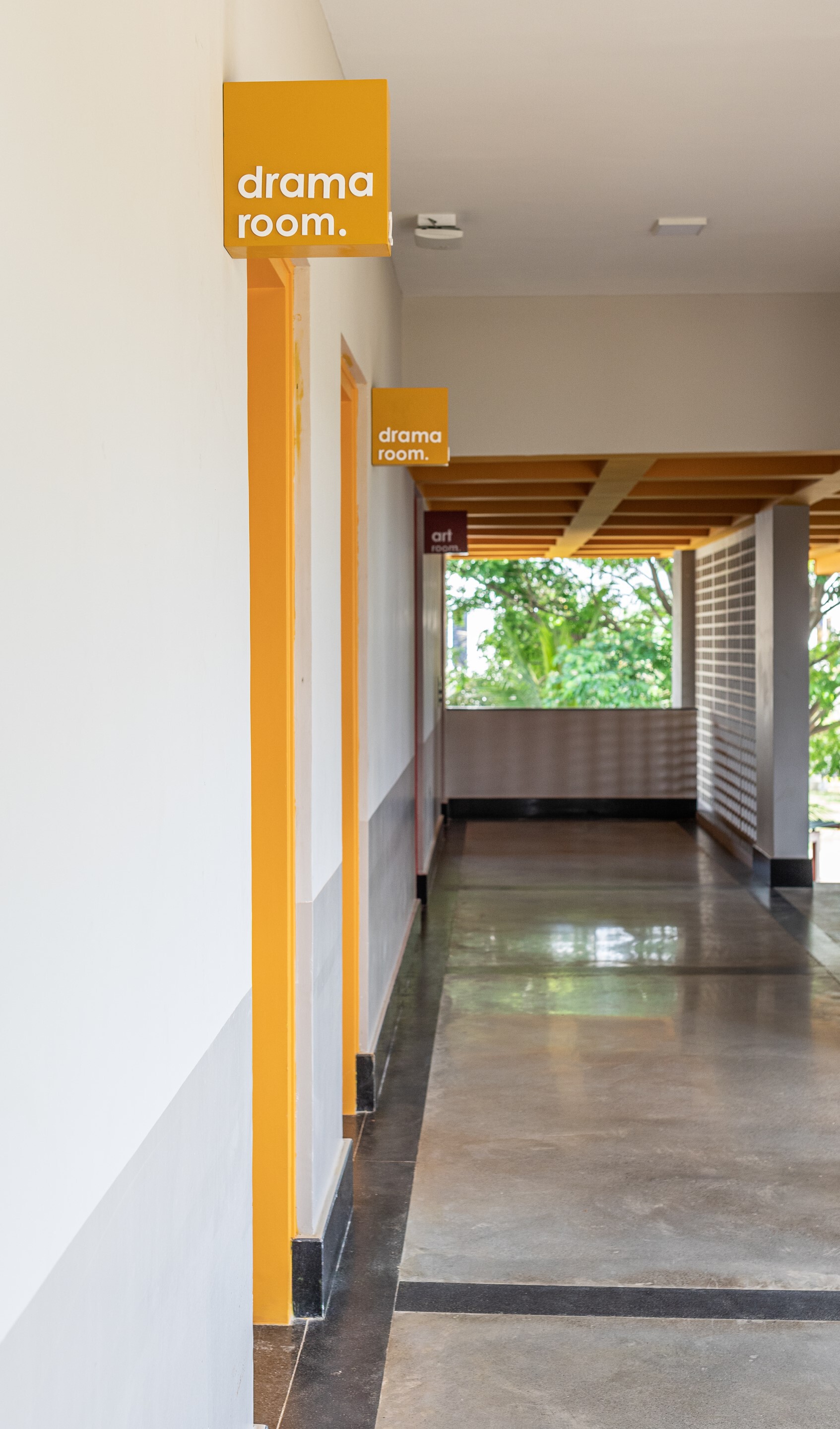 Gallery of L’atelier at Greenwood High School / The Purple Ink Studio - 14