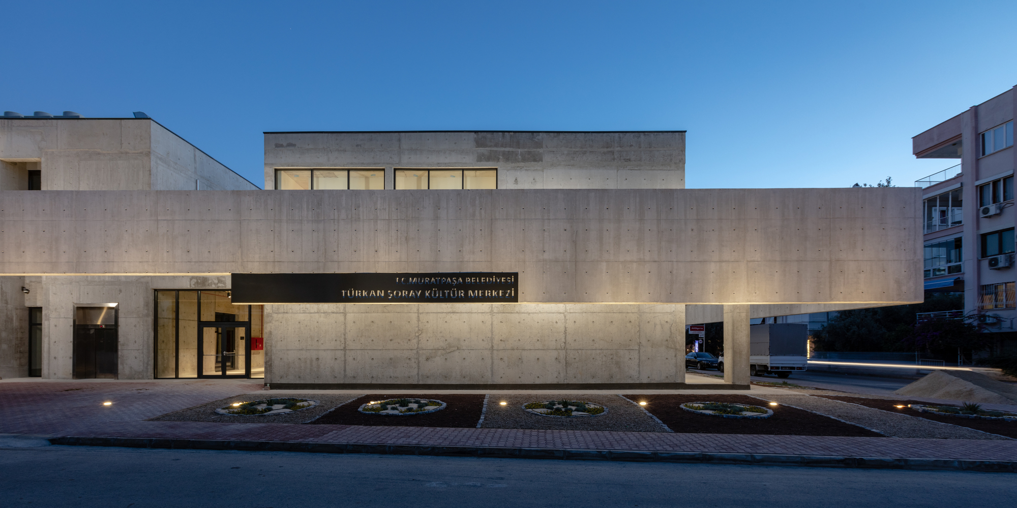 画廊 安塔利亚的图尔甘·苏莱伊文化馆 / Nous Architecture + Rasa Studio + Node Architects - 25