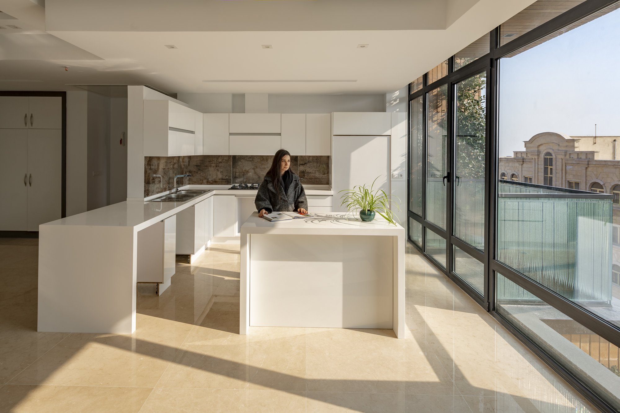 Galeria de Edifício Residencial Tohid / Hooman Balazadeh - 5