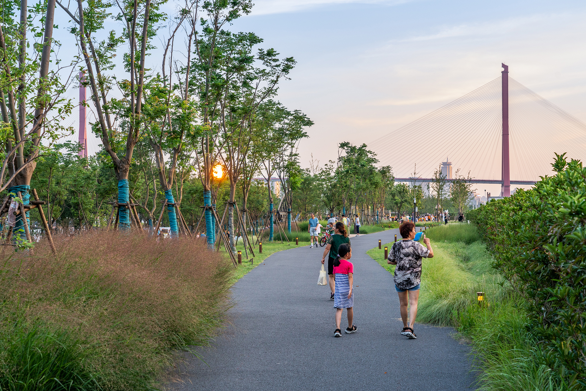 Gallery of Yangpu Riverside Public Space / Da landscape - 39