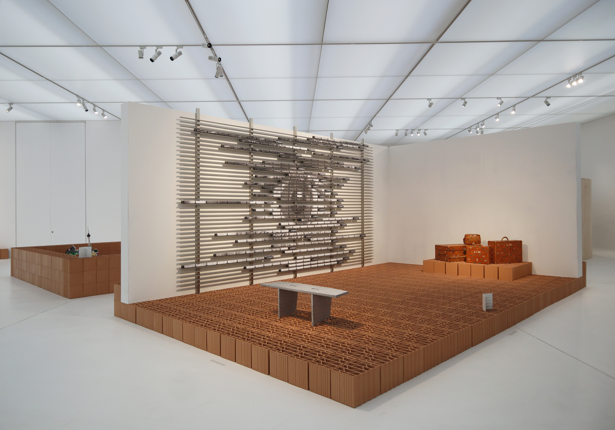 Galería de Se inaugura el museo MUDAC de Aires Mateus en Lausana, Suiza - 11