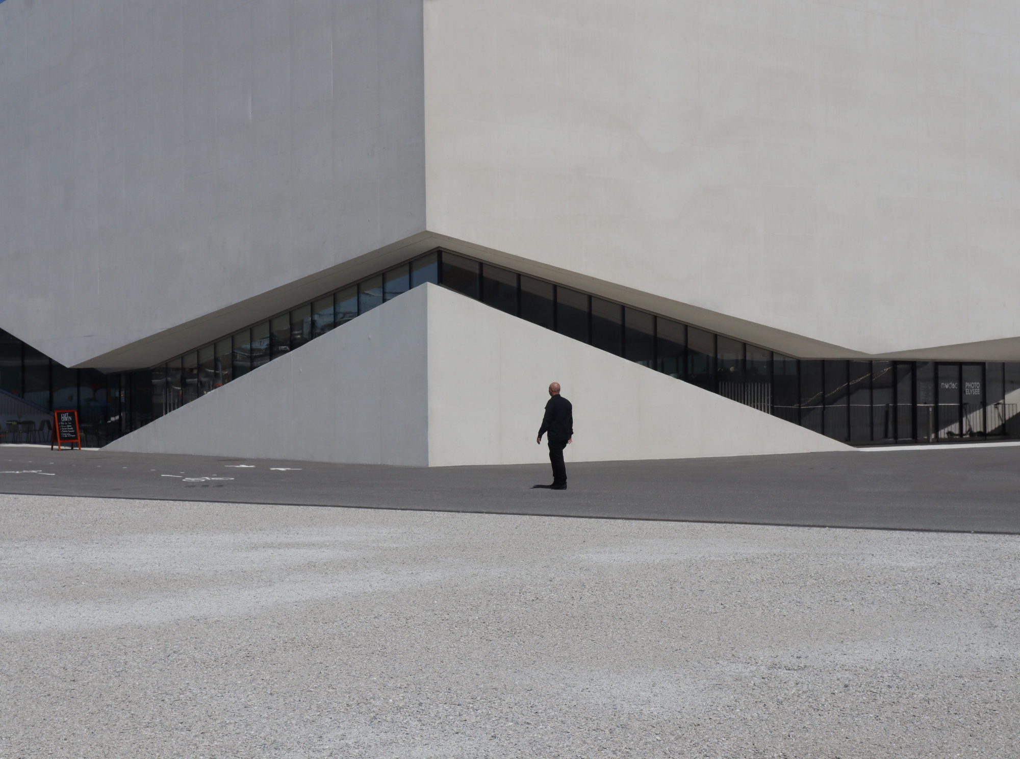 Galería de Se inaugura el museo MUDAC de Aires Mateus en Lausana, Suiza - 32