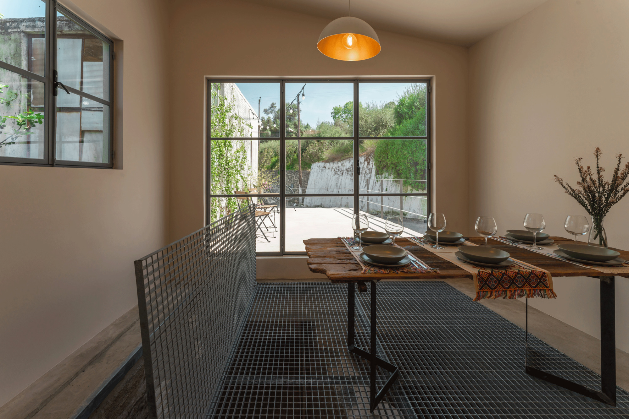 Gallery of Coo House / Zeropixel Architects - 12