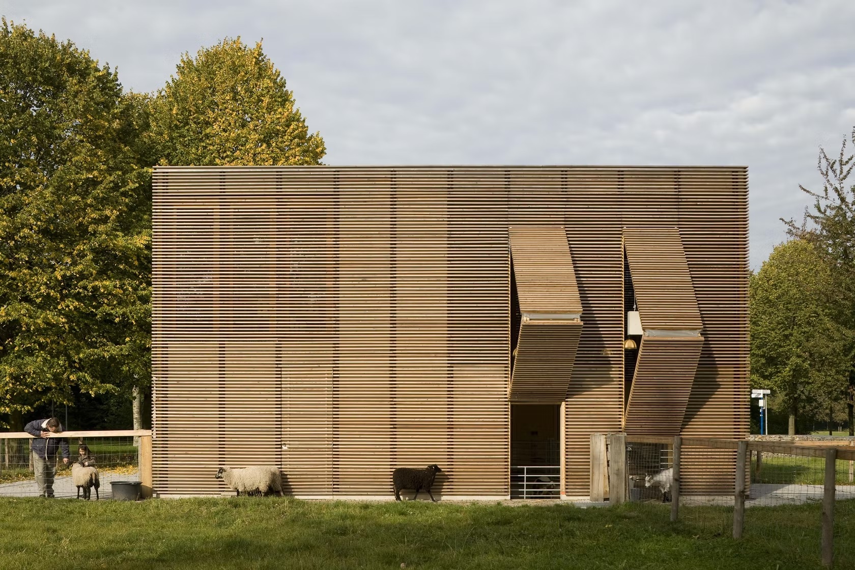 Gallery of Architecture for Animals: Biodiversity, Shelter and Habitat - 11