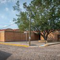 Ruiz Community Center / bgp arquitectura | ArchDaily