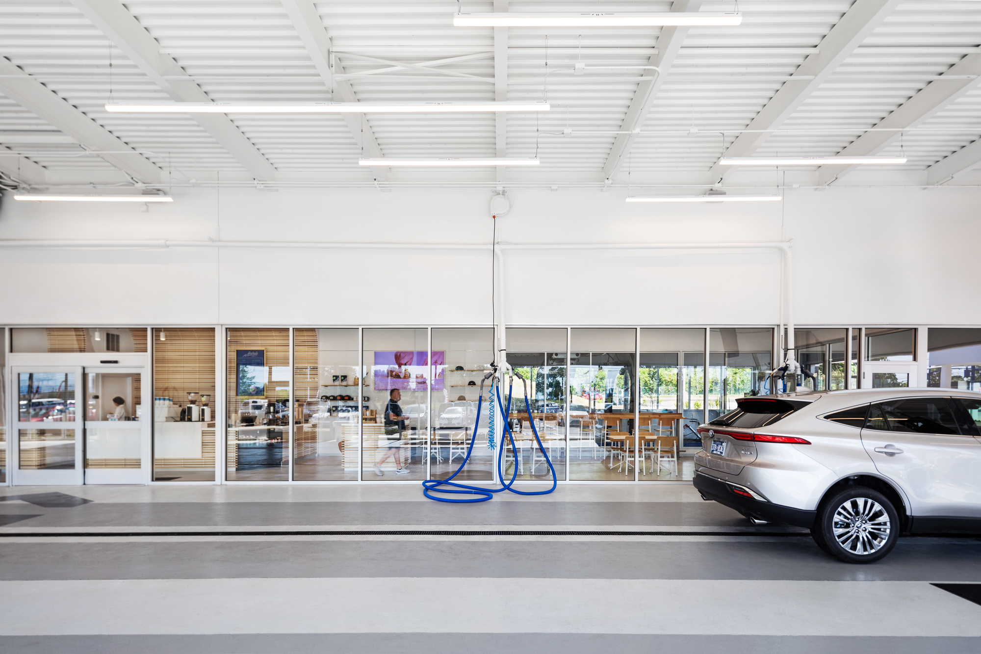 Gallery of Harper Auto Wash / BarberMcMurry Architects - 11