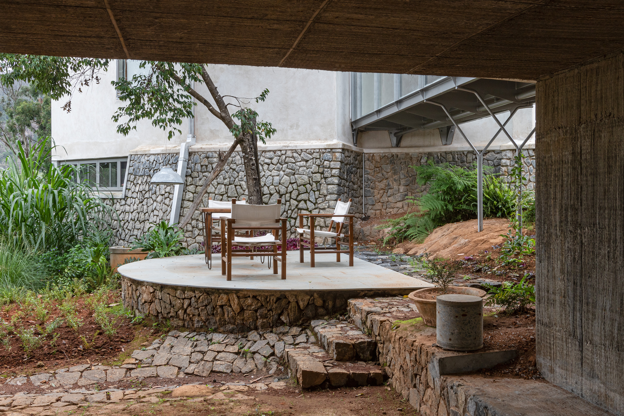 Galeria de Casa Wildgrass / Mathew and Ghosh Architects - 11