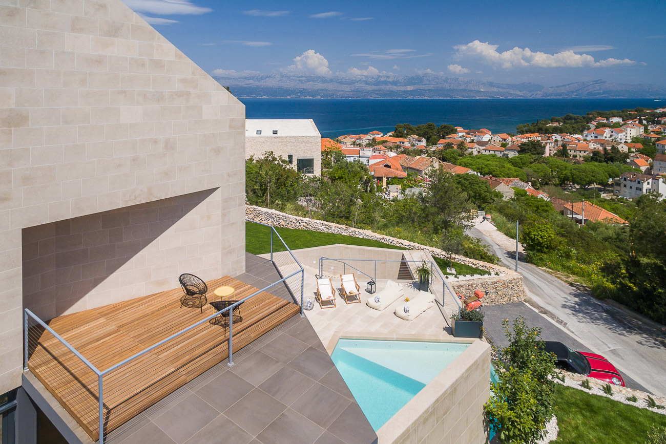 Gallery of MKNK Houses / biro Luksic - 15