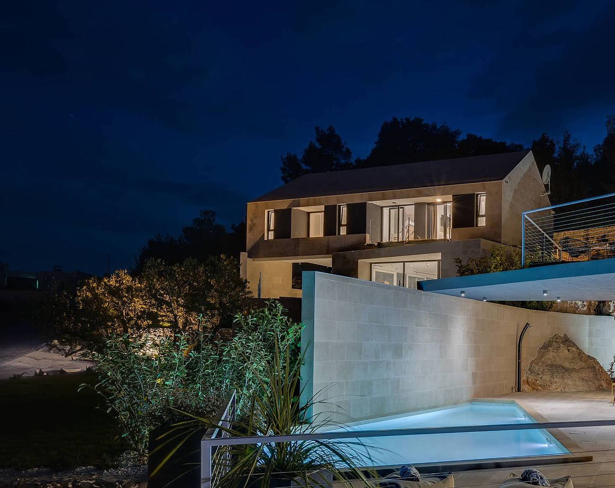 Gallery of MKNK Houses / biro Luksic - 13