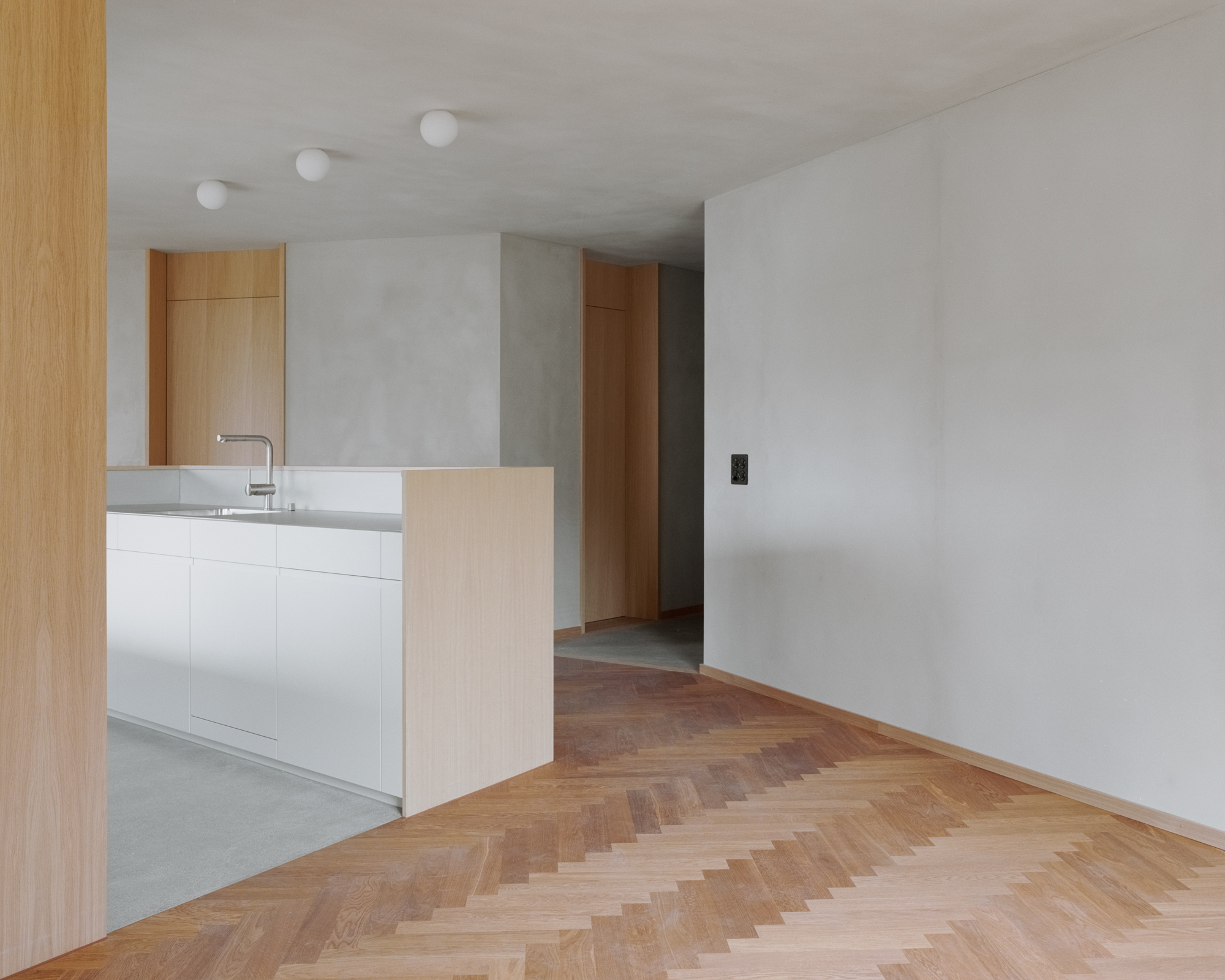 Gallery of Cross House / Think Architecture - 15