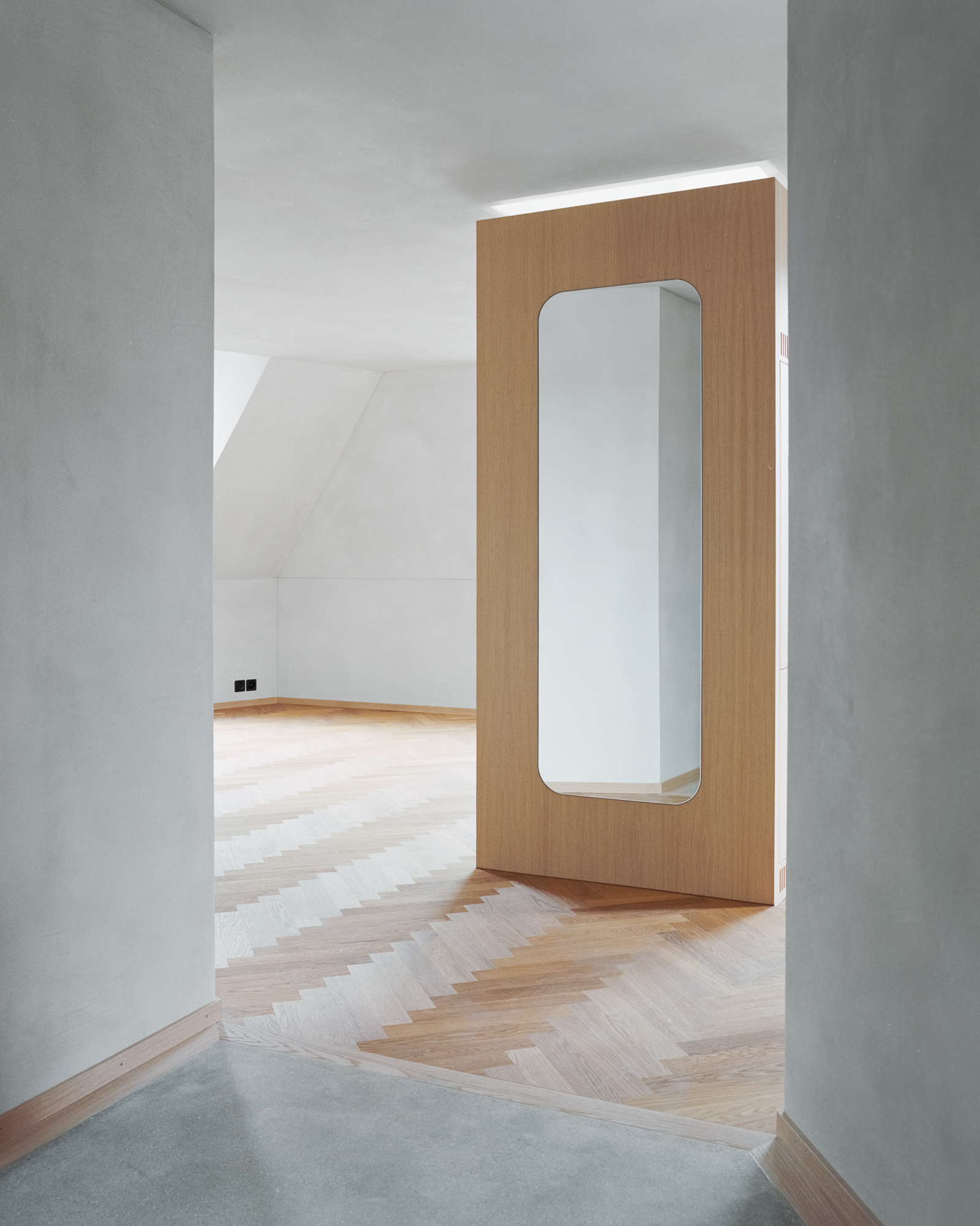 Gallery of Cross House / Think Architecture - 25