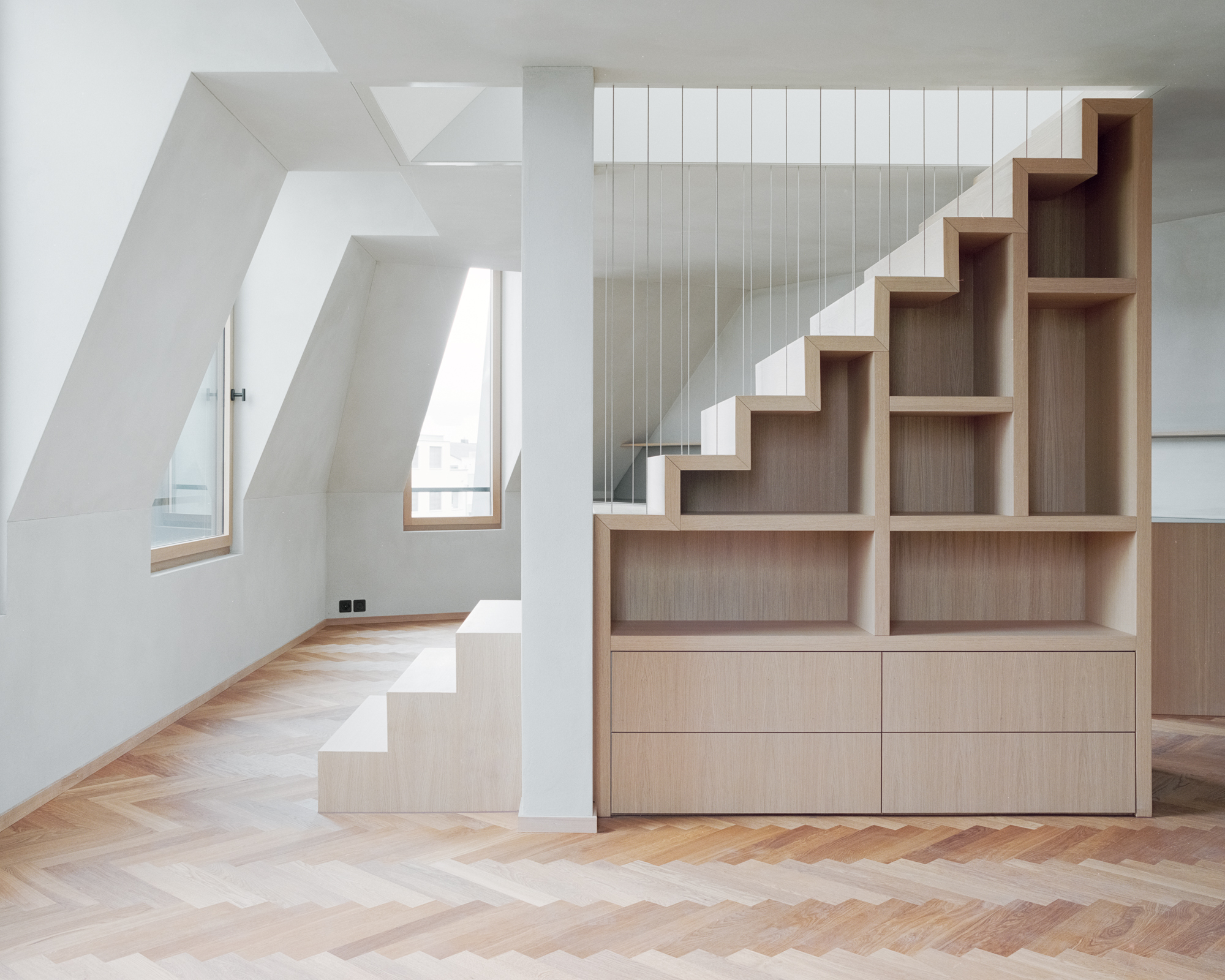 Gallery of Cross House / Think Architecture - 4