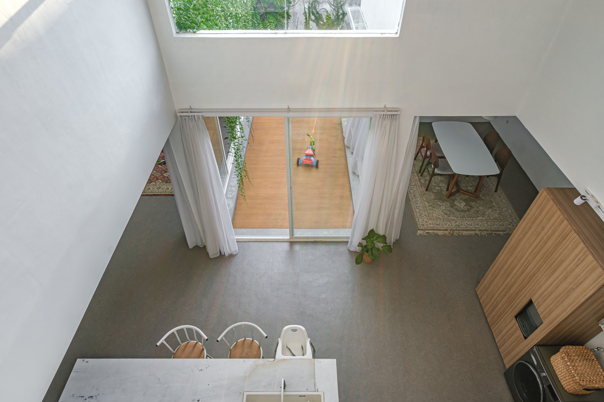 Gallery of ES House / INS Studio - 12